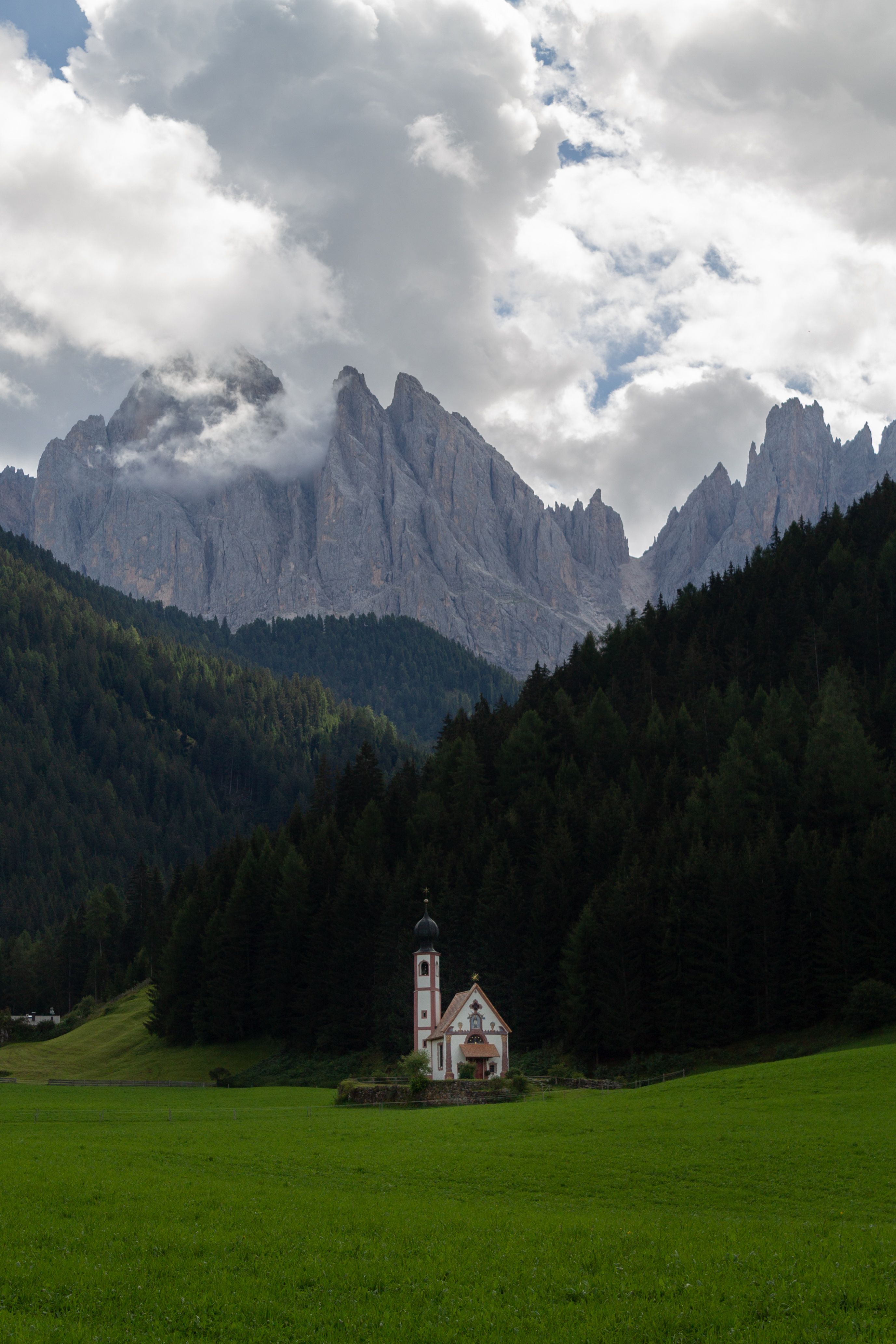 Green Scenery Photos, Download The BEST Free Green Scenery Stock Photos ...