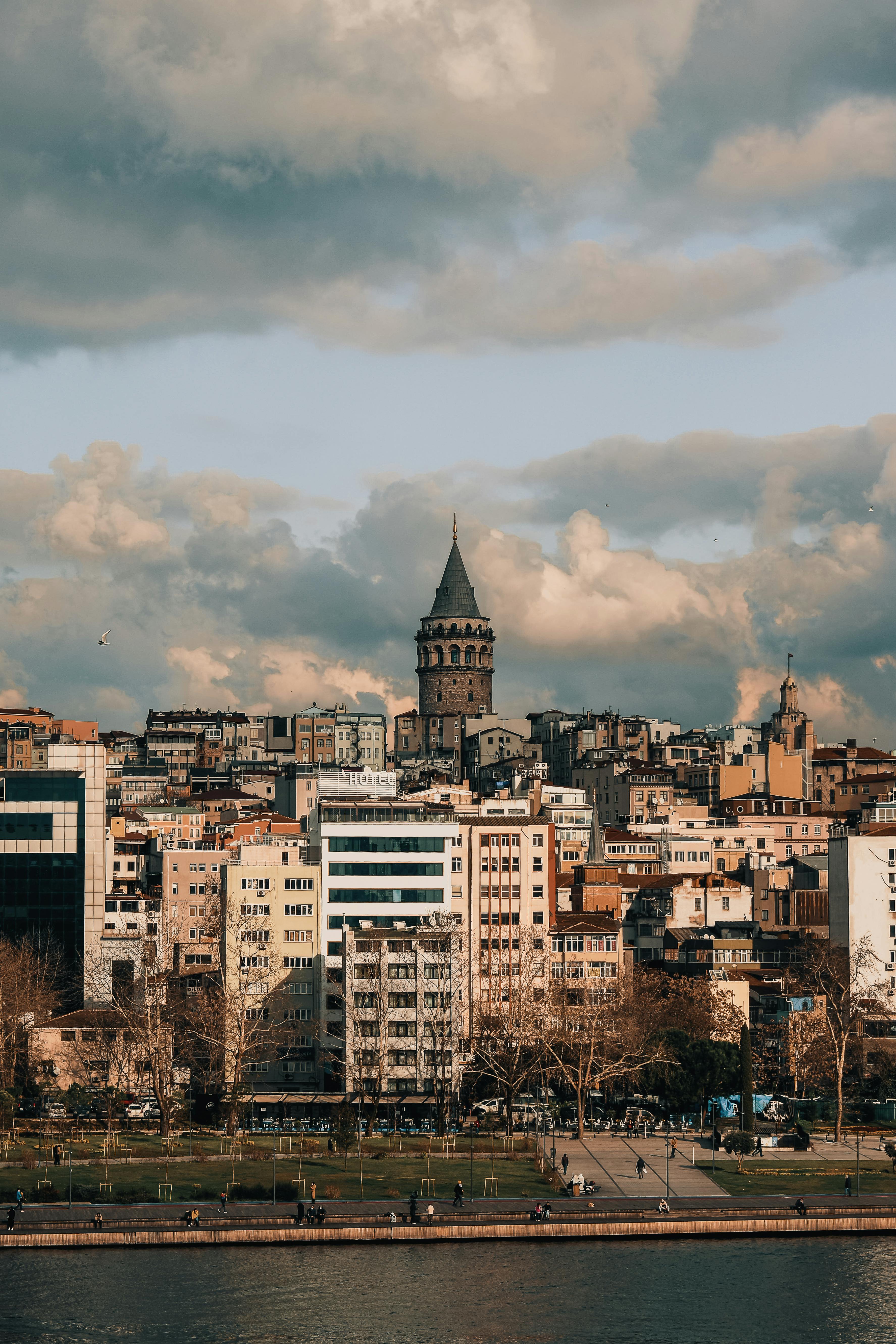 Istanbul at Sunset · Free Stock Photo