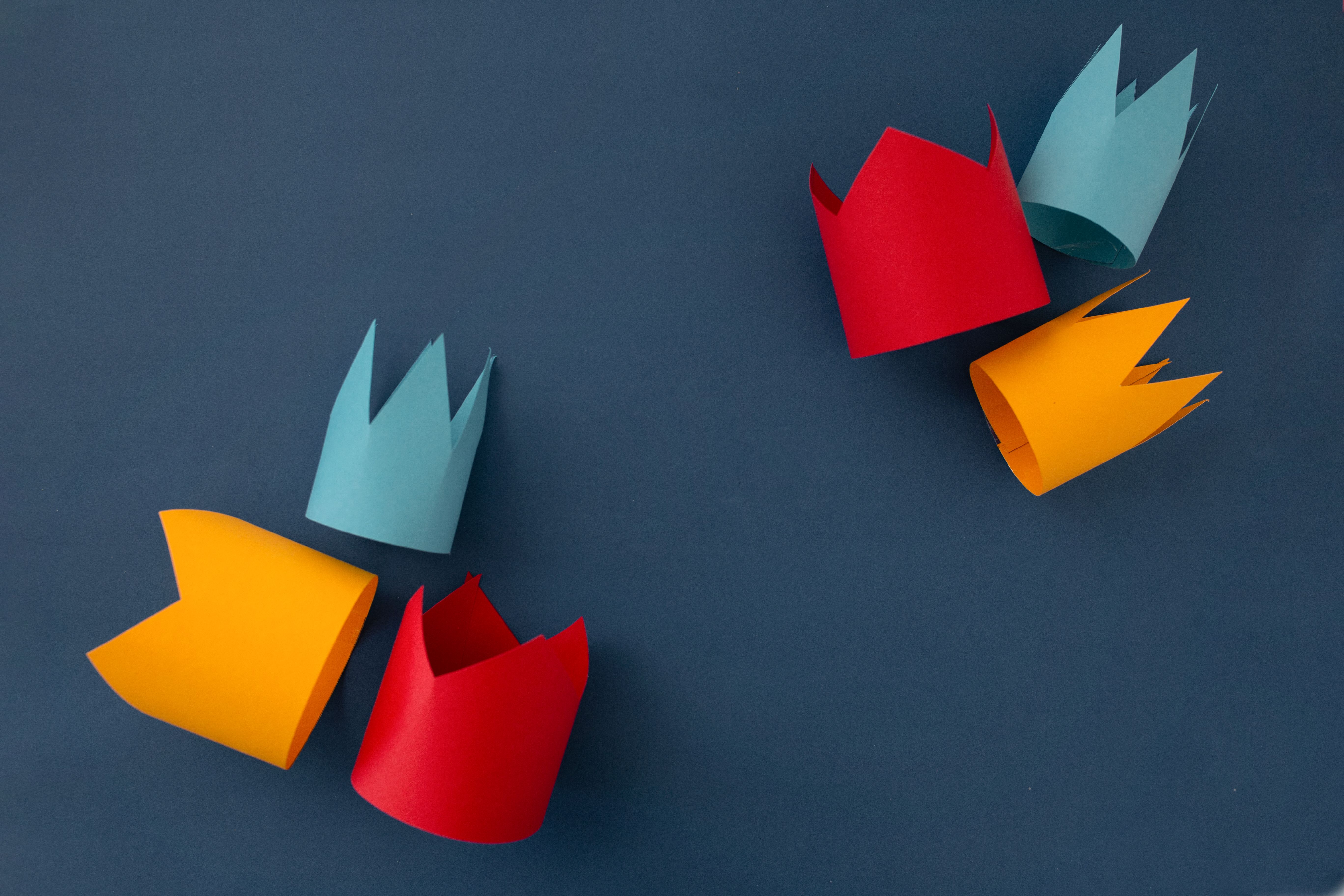 Paper Crowns Photos, Download The BEST Free Paper Crowns Stock Photos ...