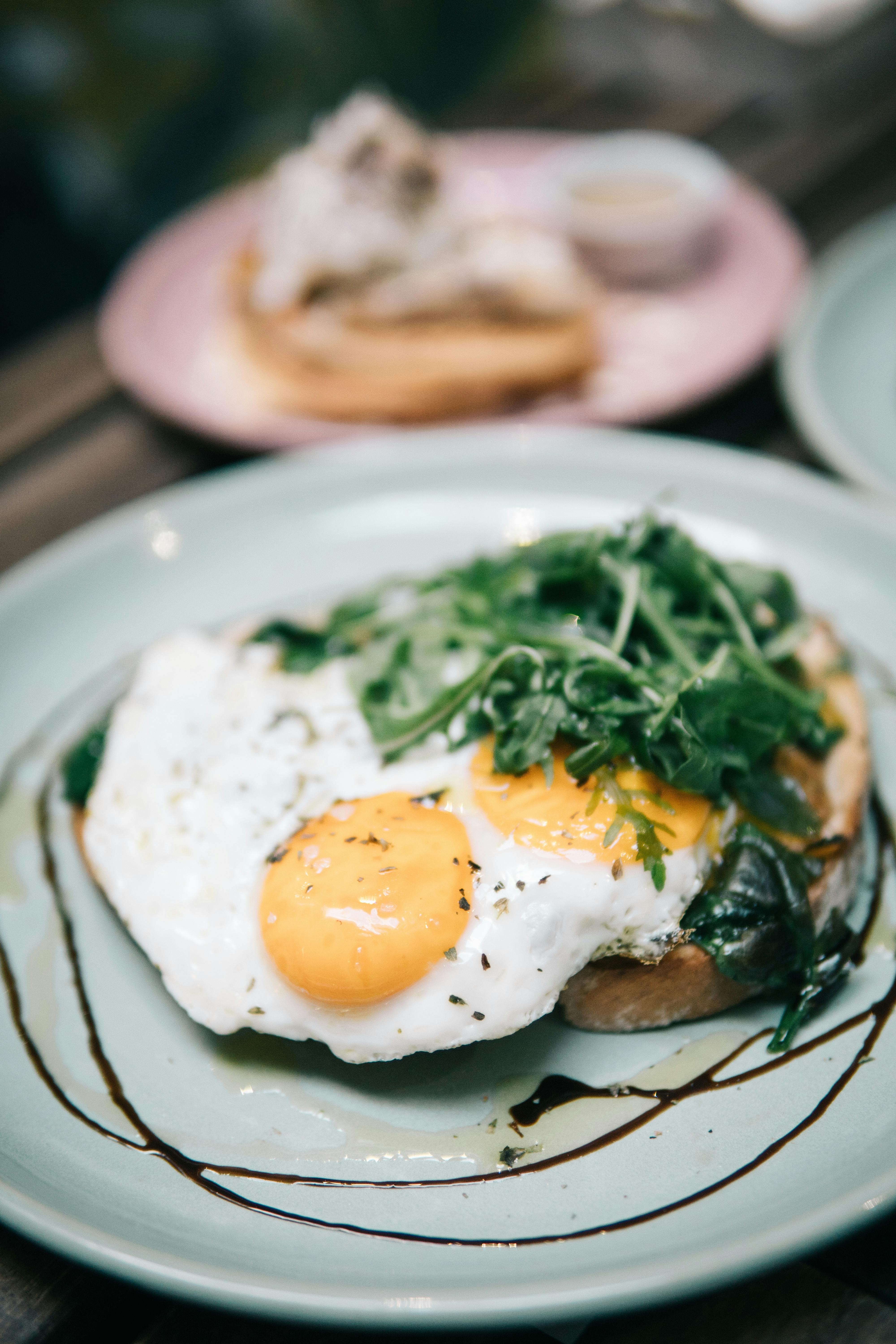 Toast Decorated with Pink Flowers on a Ceramic Plate · Free Stock Photo