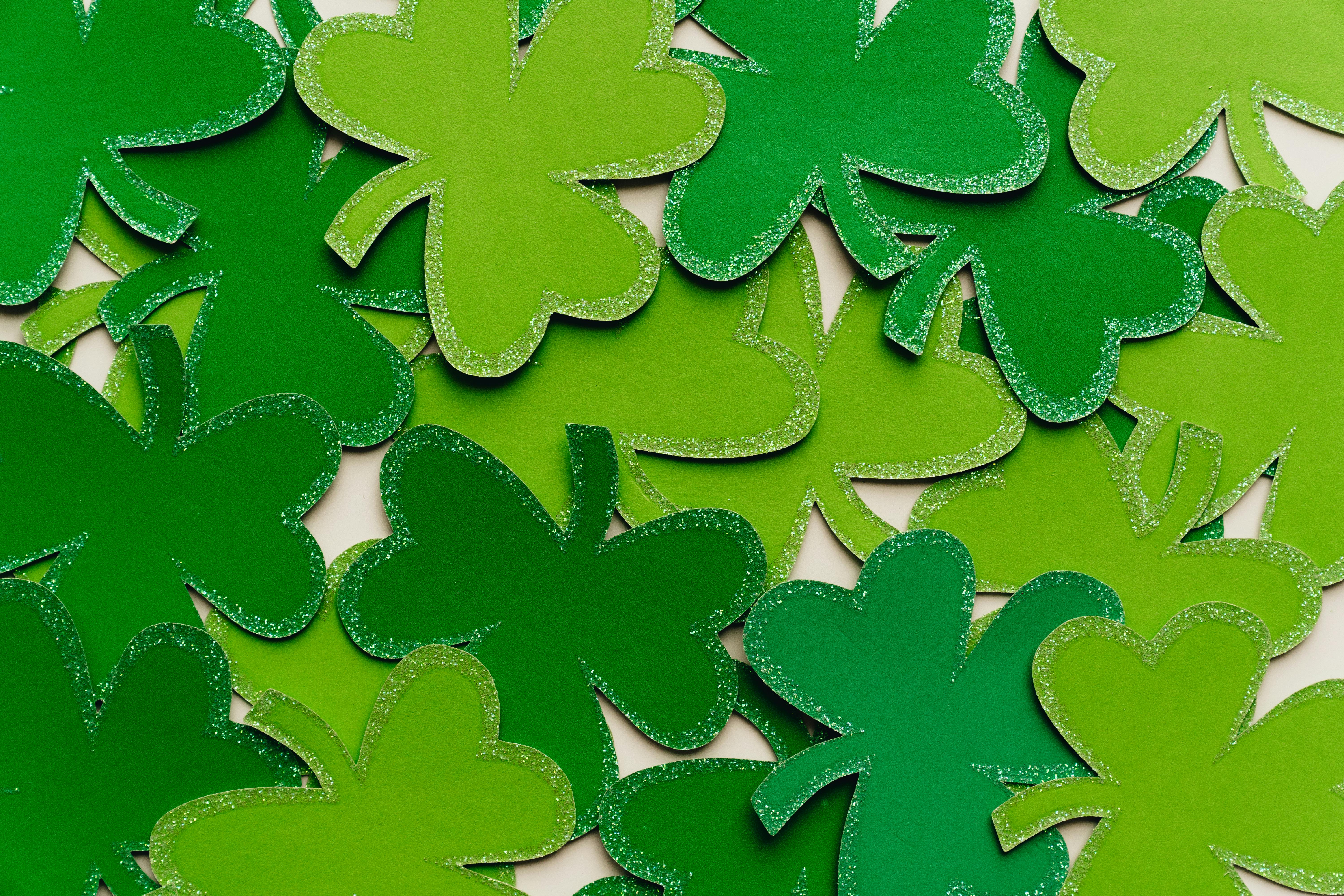 Green Clover Shaped Papers · Free Stock Photo