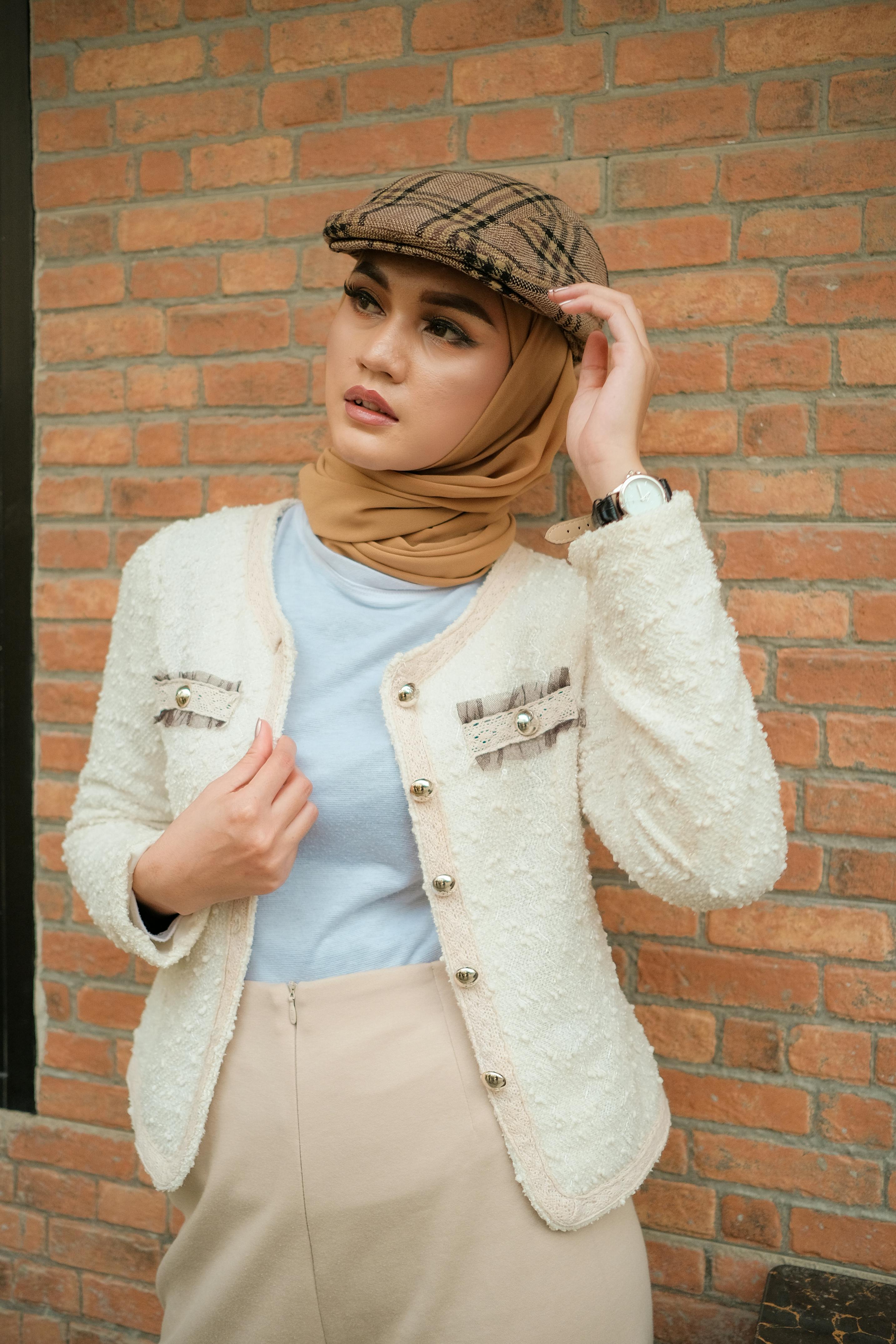 745+ Best Free Cardigan Stock Photos & Images · 100% Royalty-Free HD ...