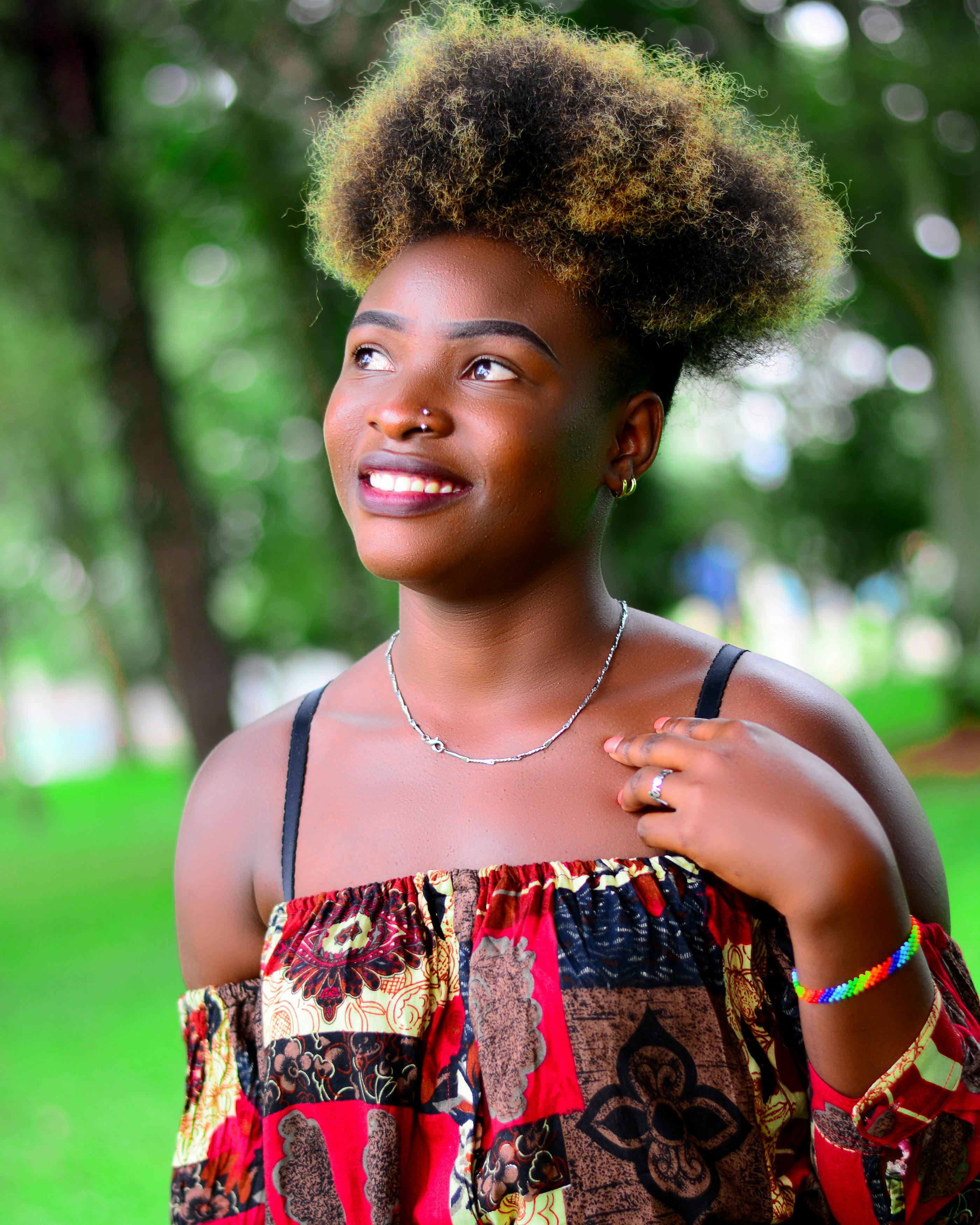 Afro Hairstyles for Woman · Free Stock Photo