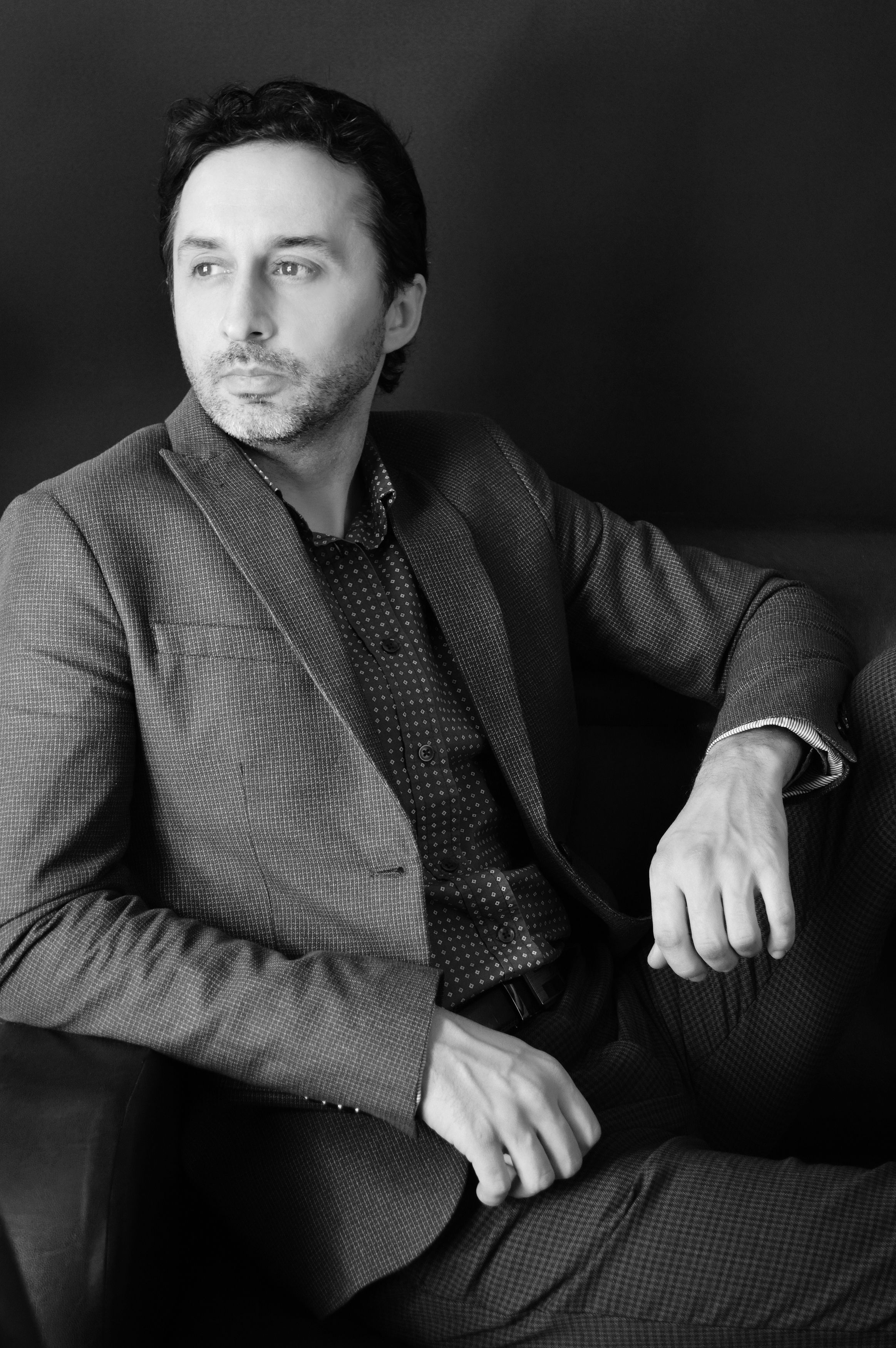 Studio Executive Photos, Download The BEST Free Studio Executive Stock ...