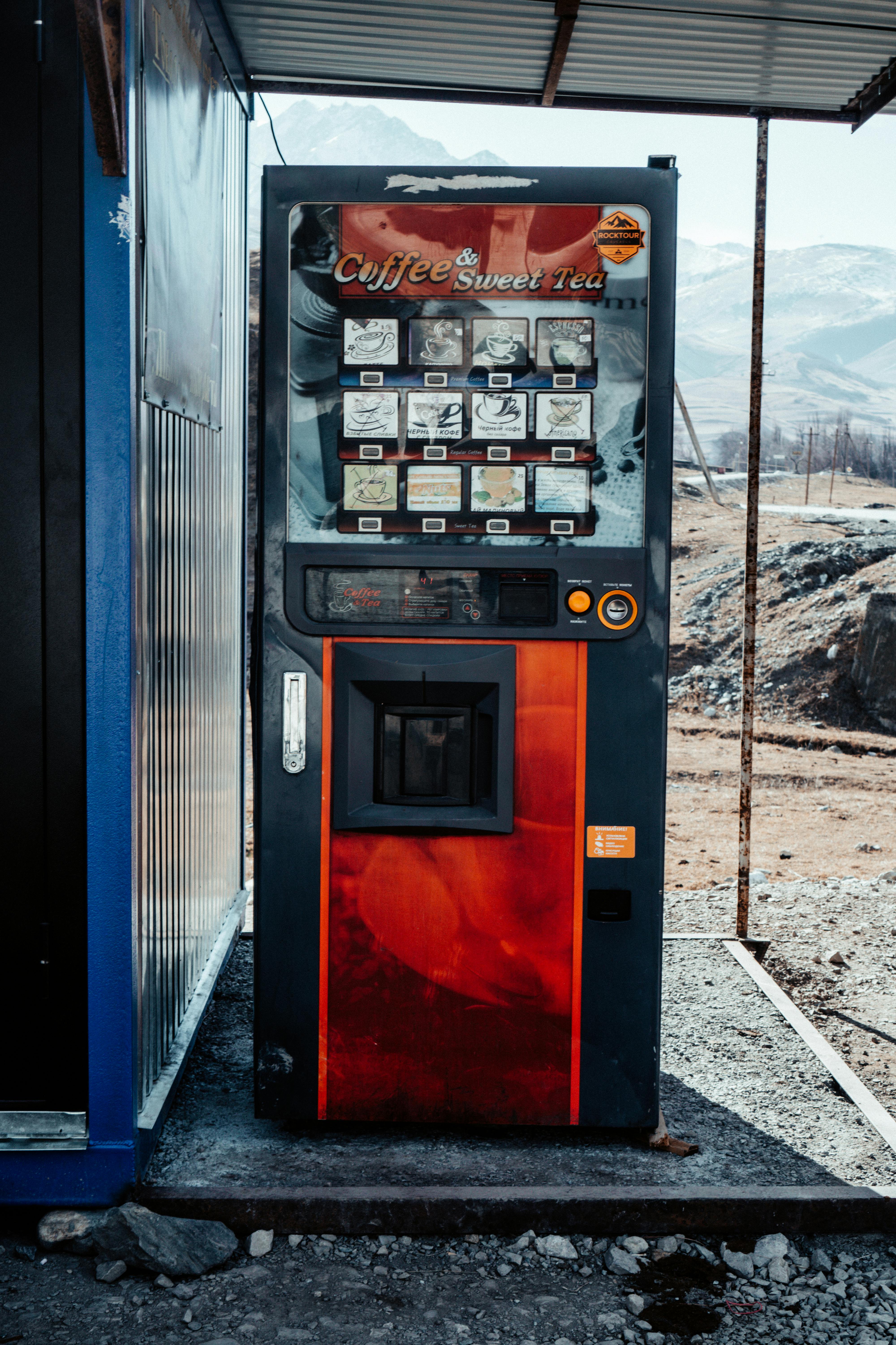 Vending Machine on Roadside · Free Stock Photo