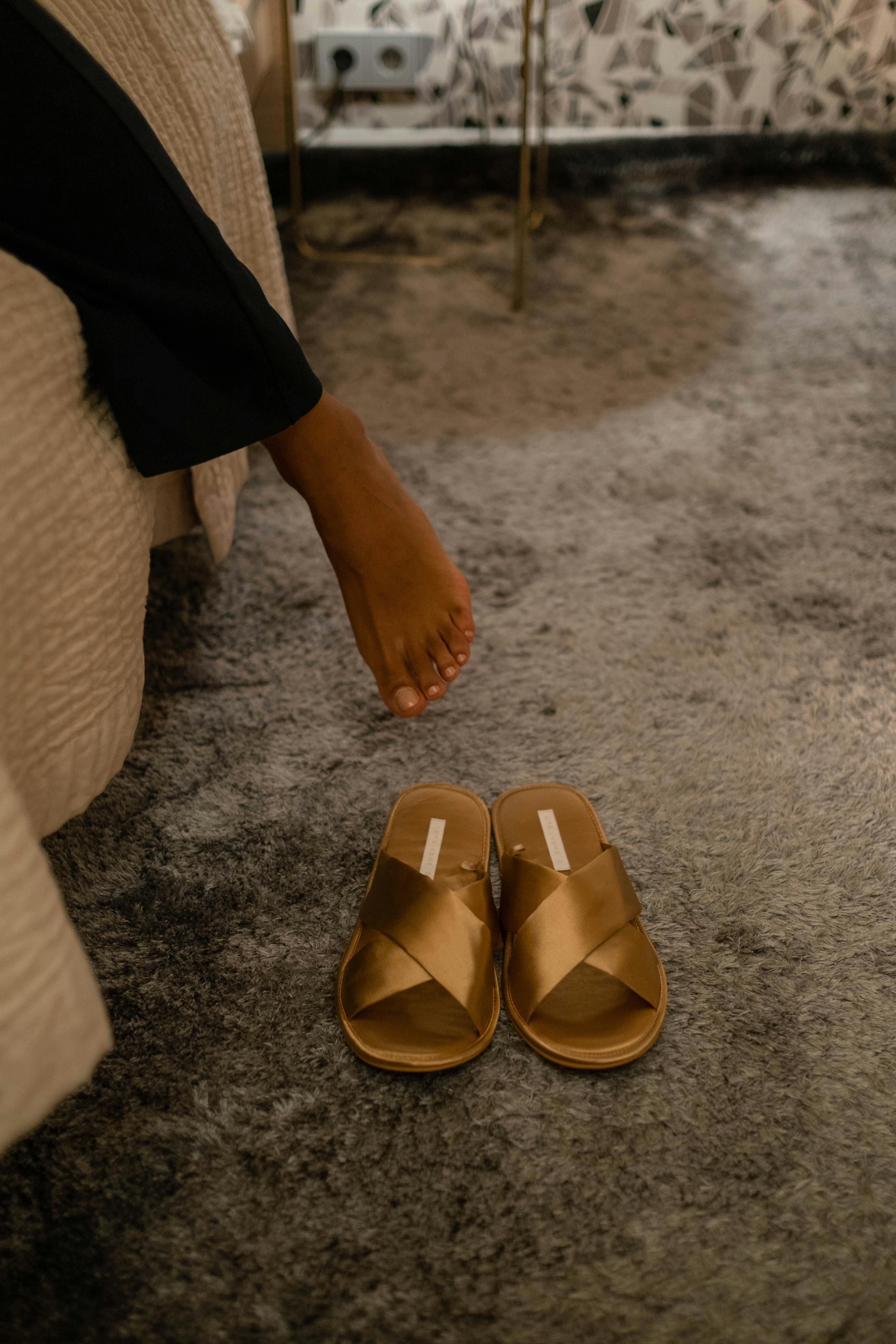 Slipping Photos, Download The BEST Free Slipping Stock Photos & HD Images