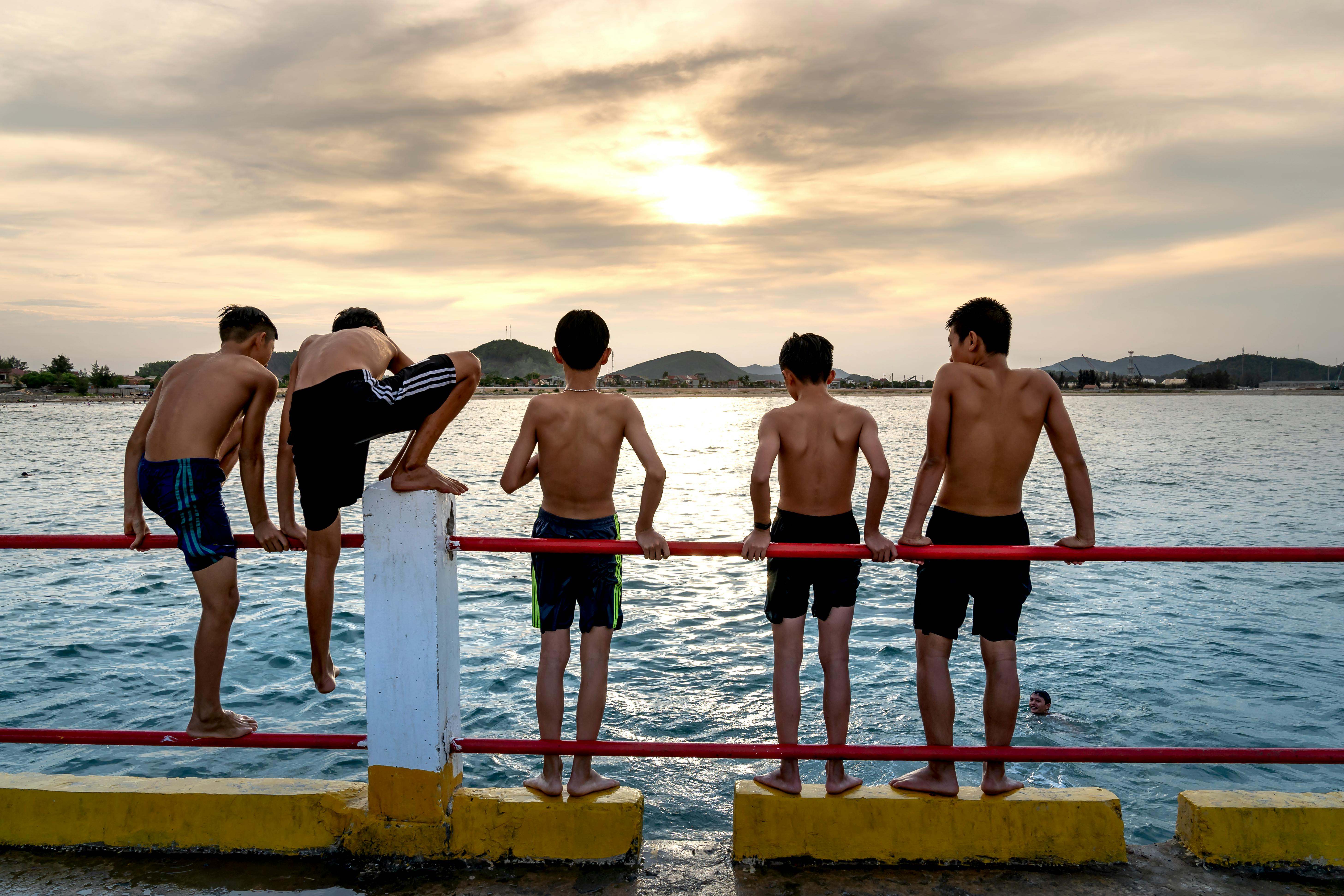 River Boys Photos, Download The BEST Free River Boys Stock Photos & HD ...