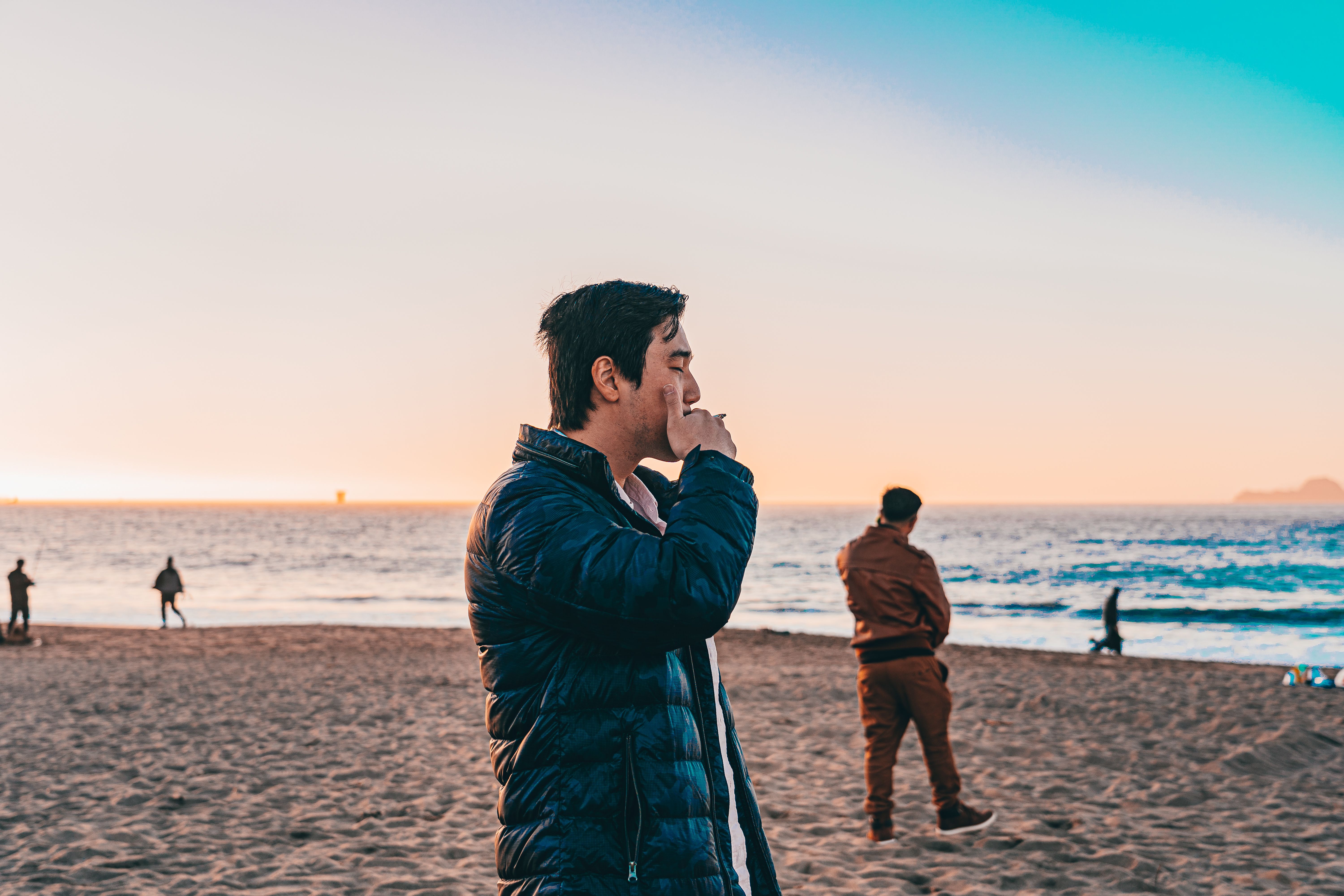 A Man Standing near the Beach · Free Stock Photo