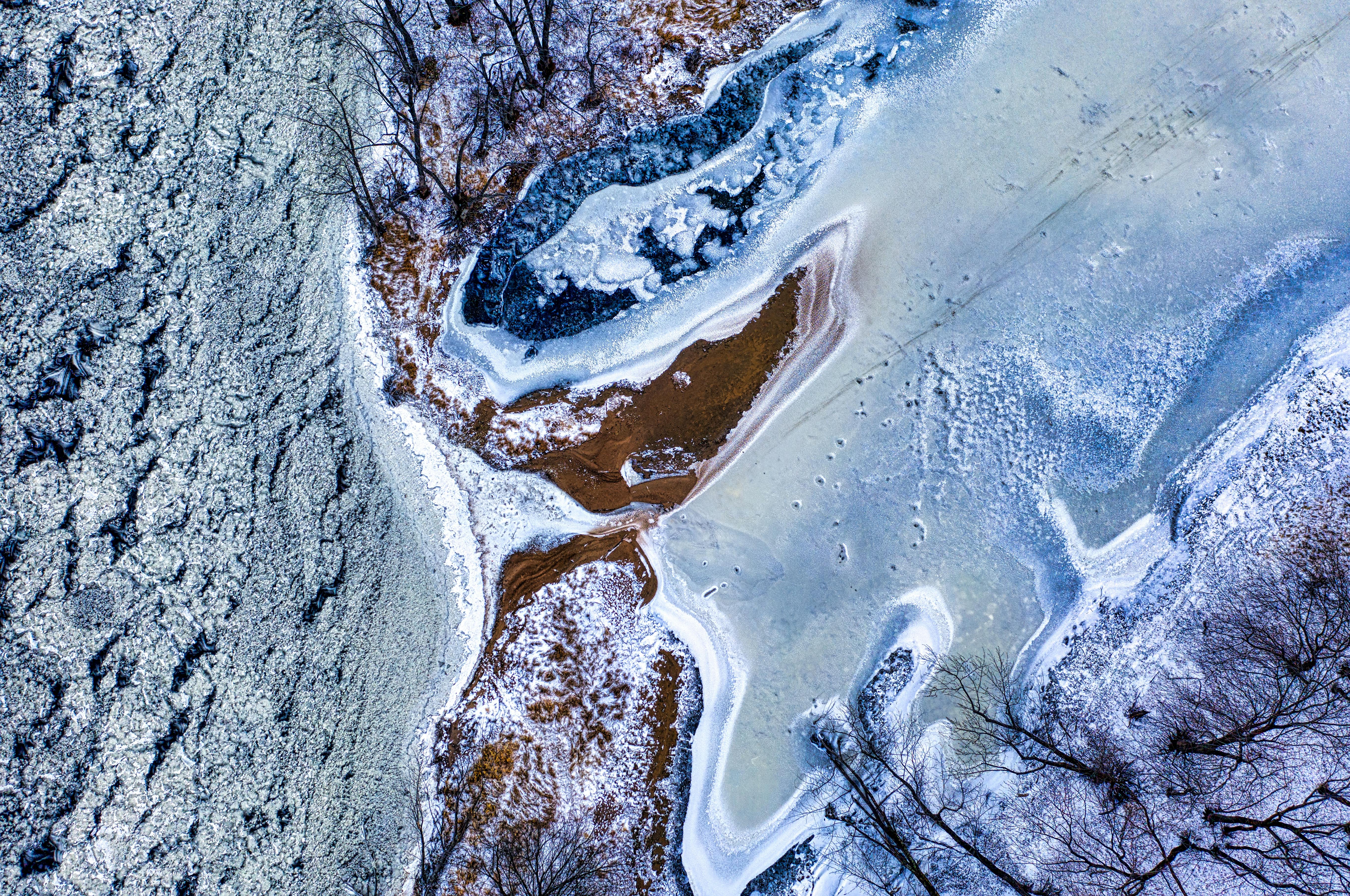 Top View Photo of Island · Free Stock Photo