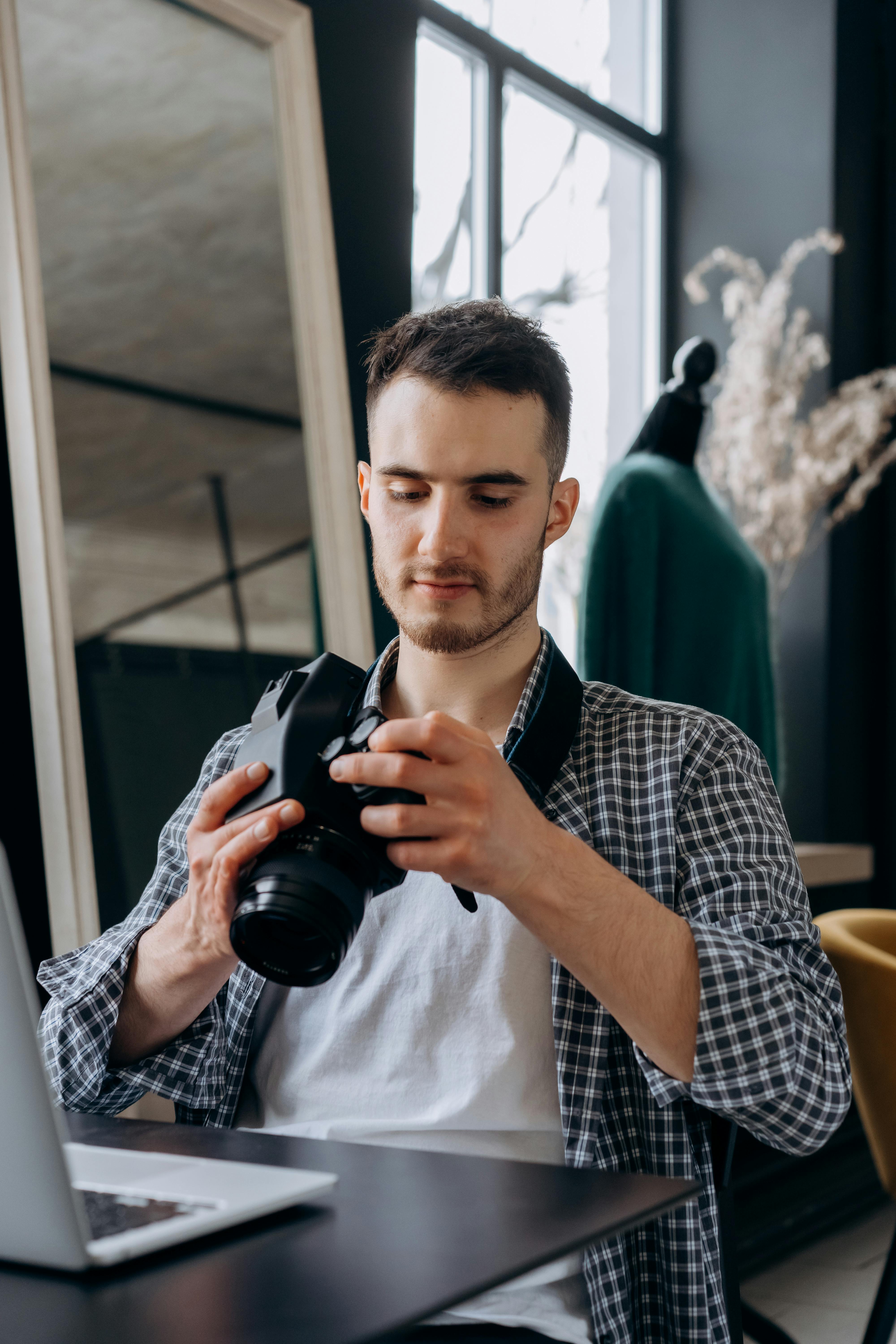 Technical Guy Photos, Download The BEST Free Technical Guy Stock Photos ...