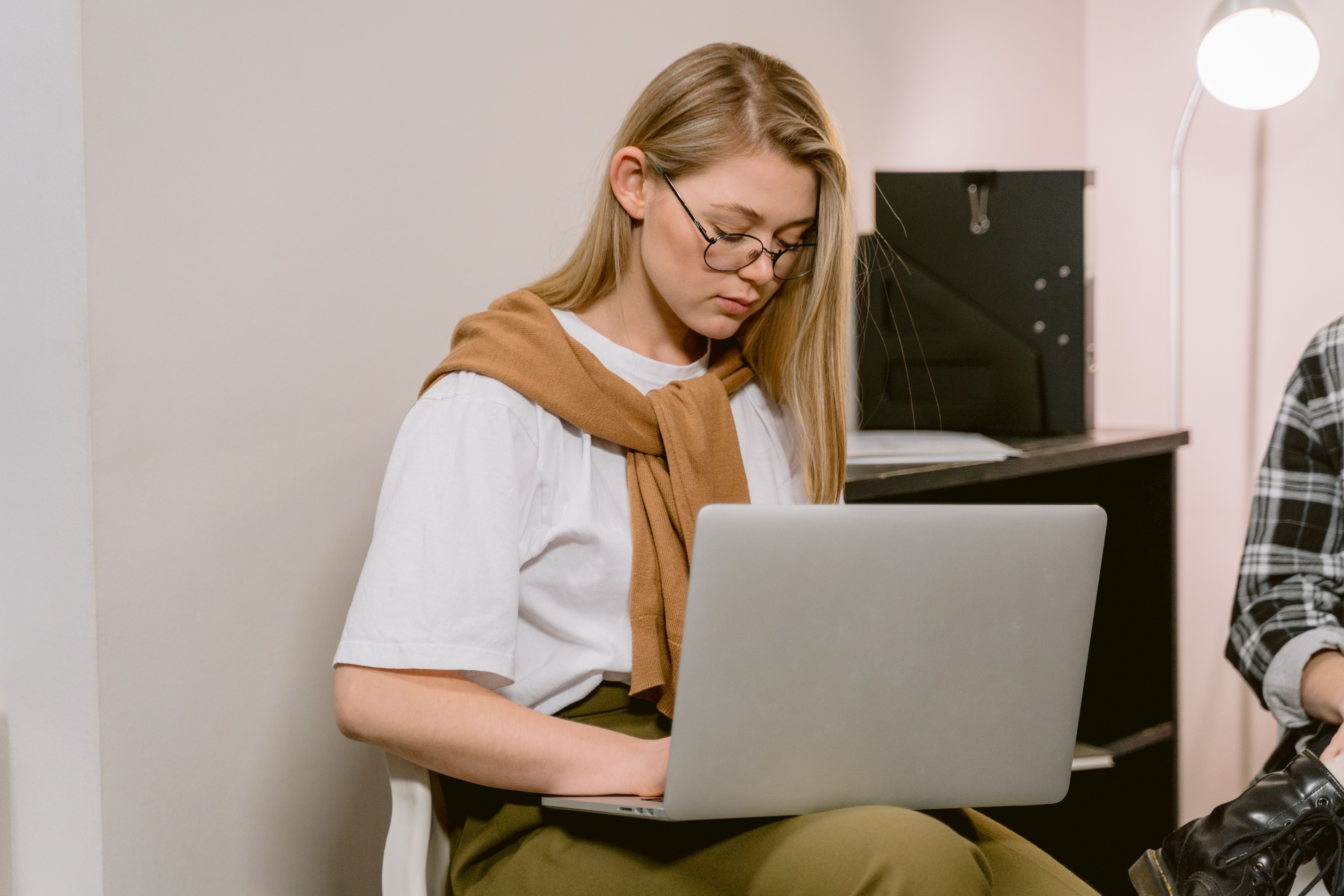 Silent Work Photos, Download The BEST Free Silent Work Stock Photos ...