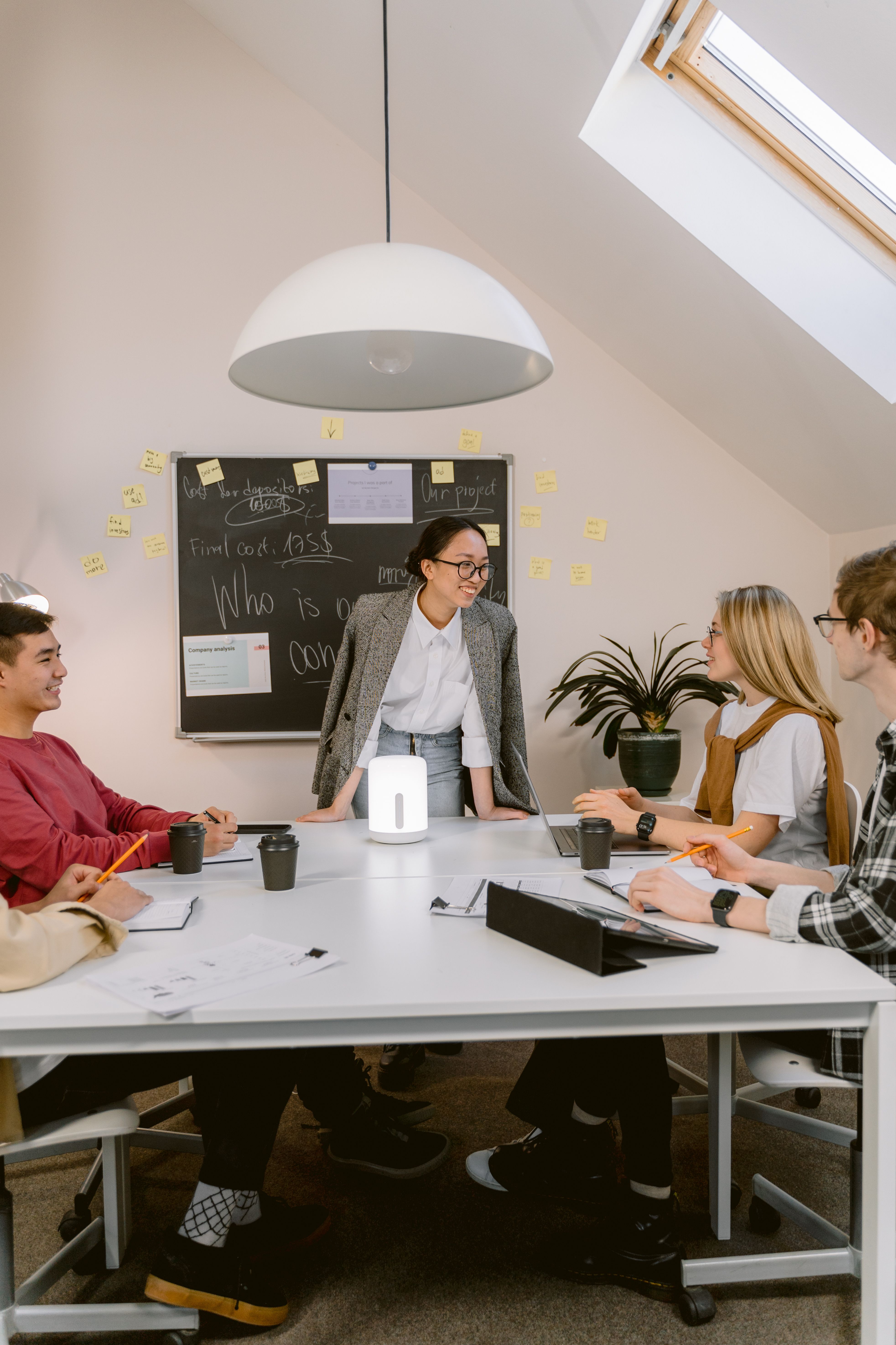 Small Group Discussion Photos, Download The BEST Free Small Group ...