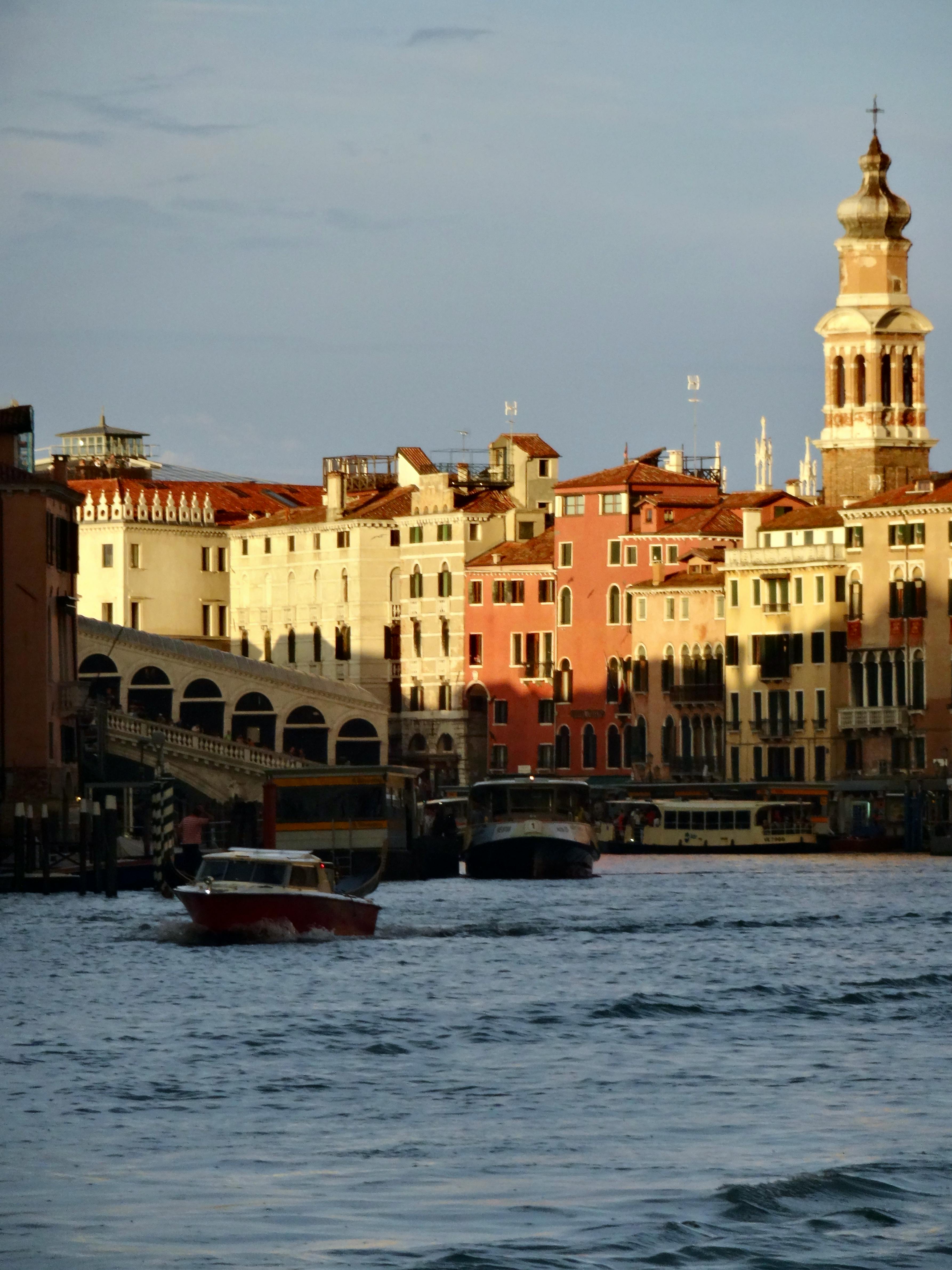 Photo of the Waterfront City · Free Stock Photo