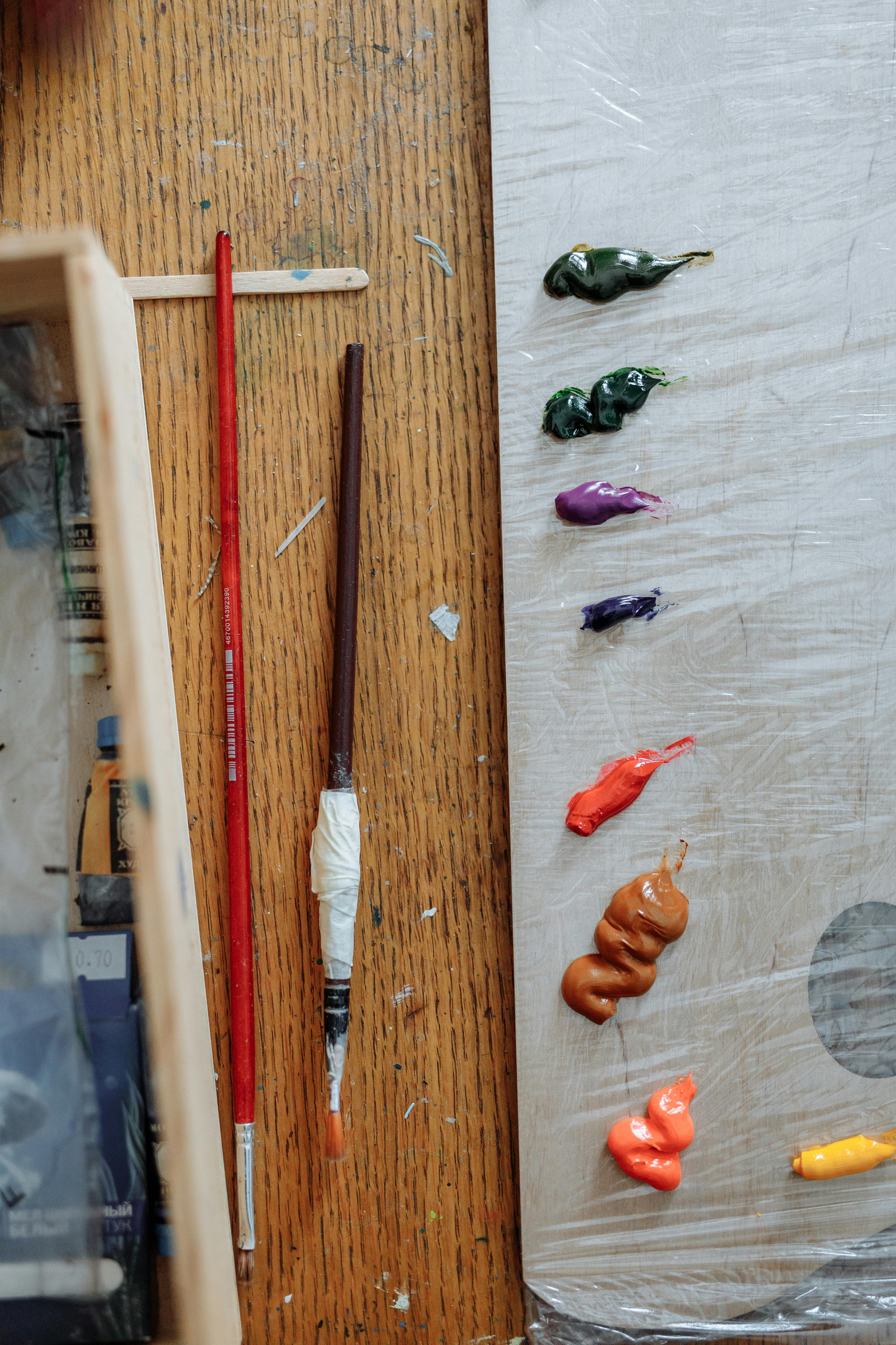 Close Up Shot of Paintbrushes · Free Stock Photo