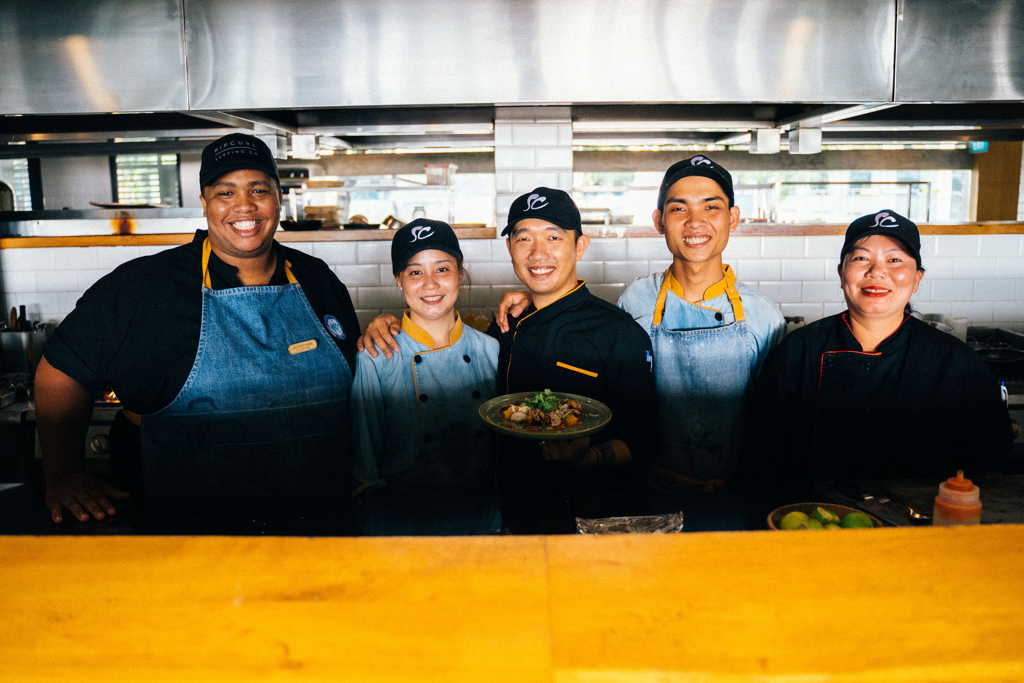 Restaurant Employee Group Photos, Download The BEST Free Restaurant ...