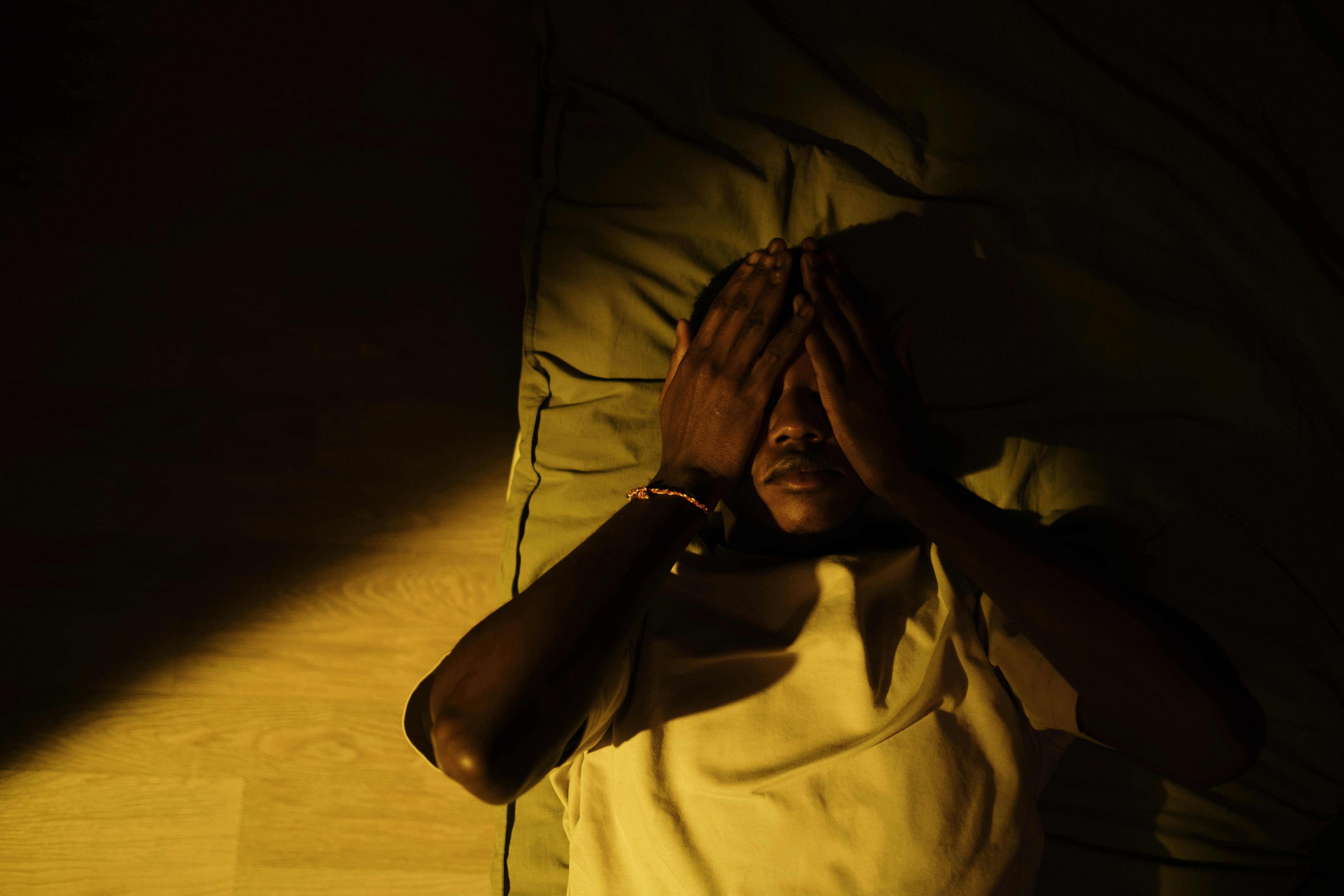 Bedroom At Night Photos, Download The BEST Free Bedroom At Night Stock ...