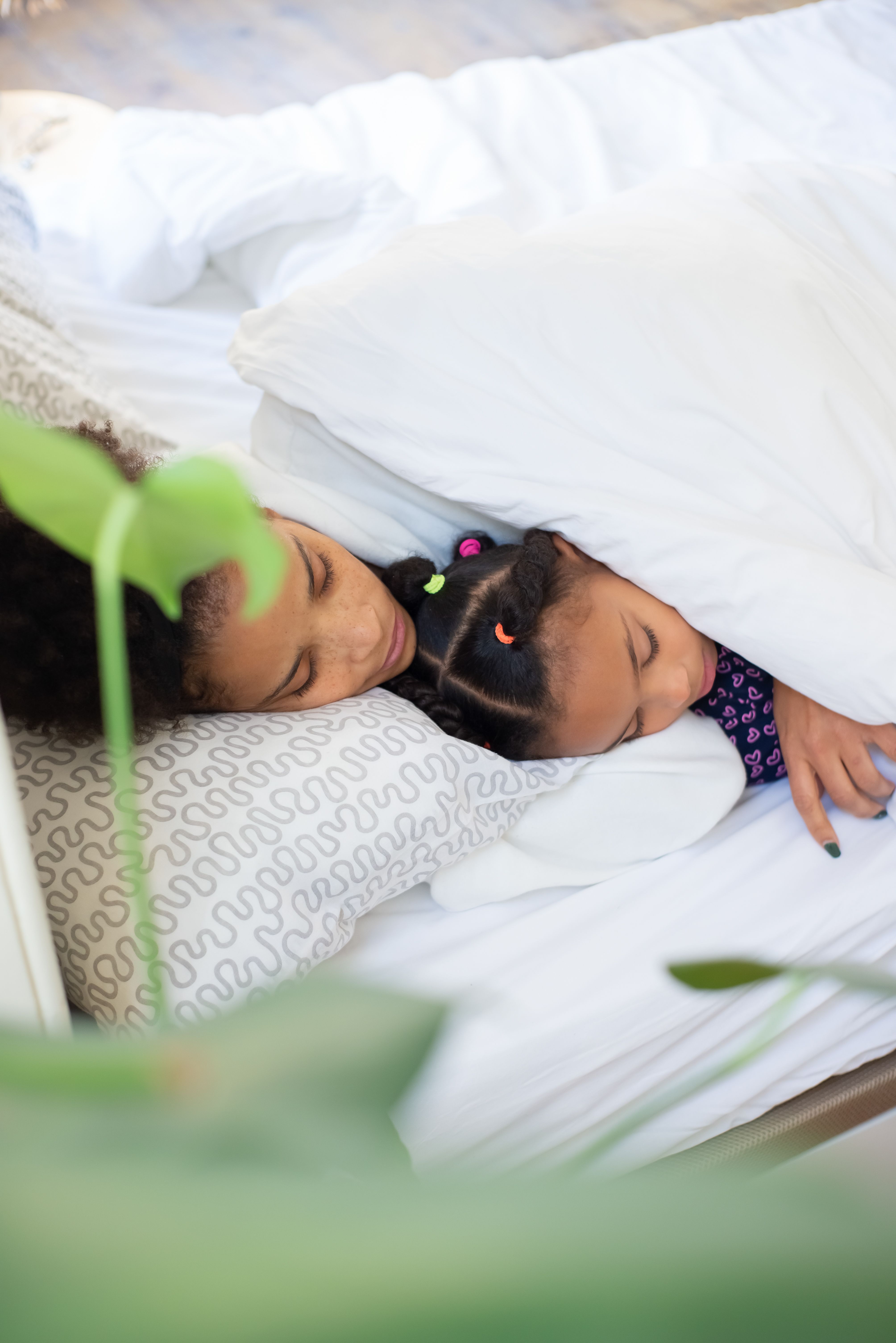 Sleeping Teenager Photos, Download The BEST Free Sleeping Teenager ...