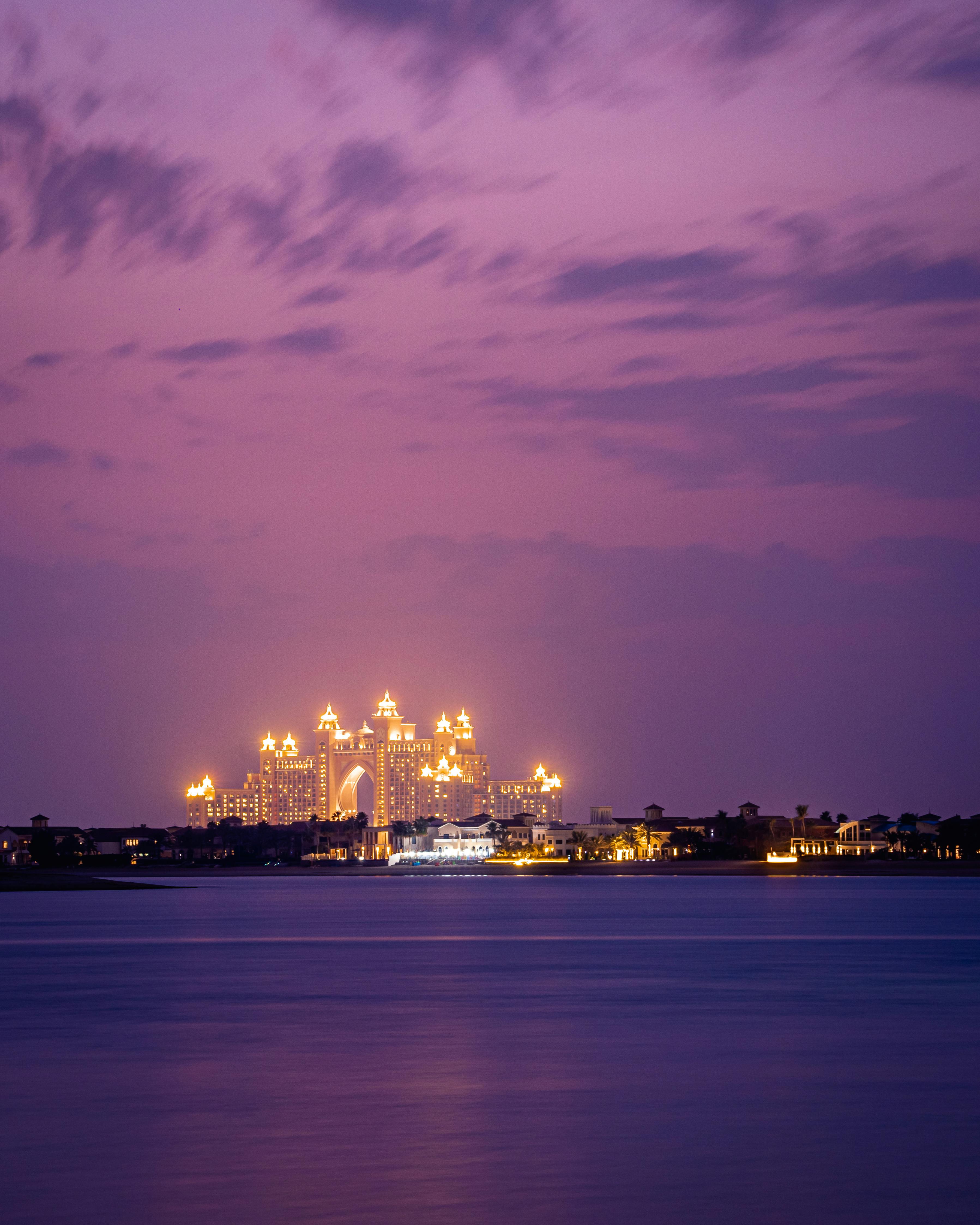 A View of the Atlantis the Palm Under Purple Sky · Free Stock Photo