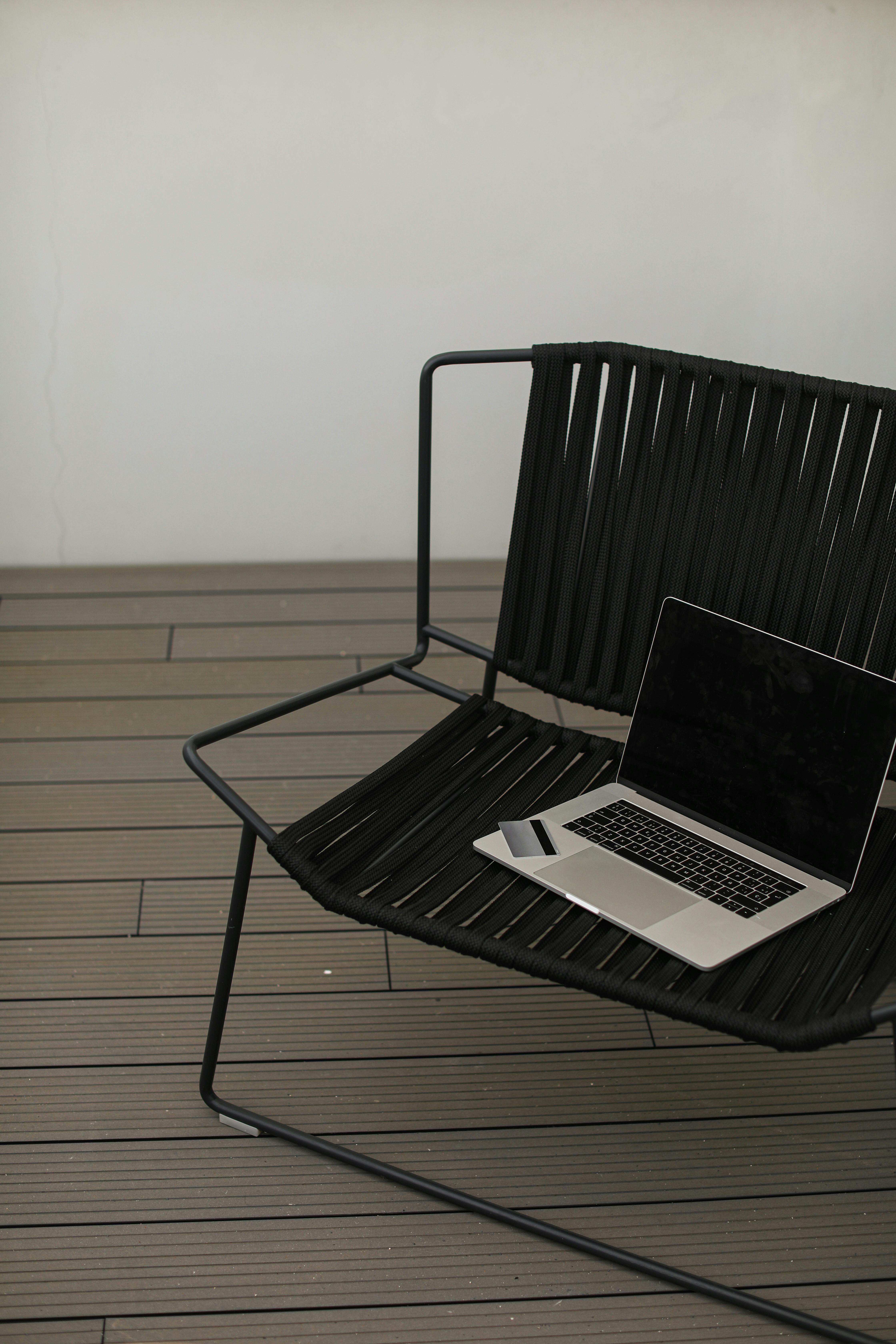 Laptop Outdoors Photos, Download The BEST Free Laptop Outdoors Stock ...