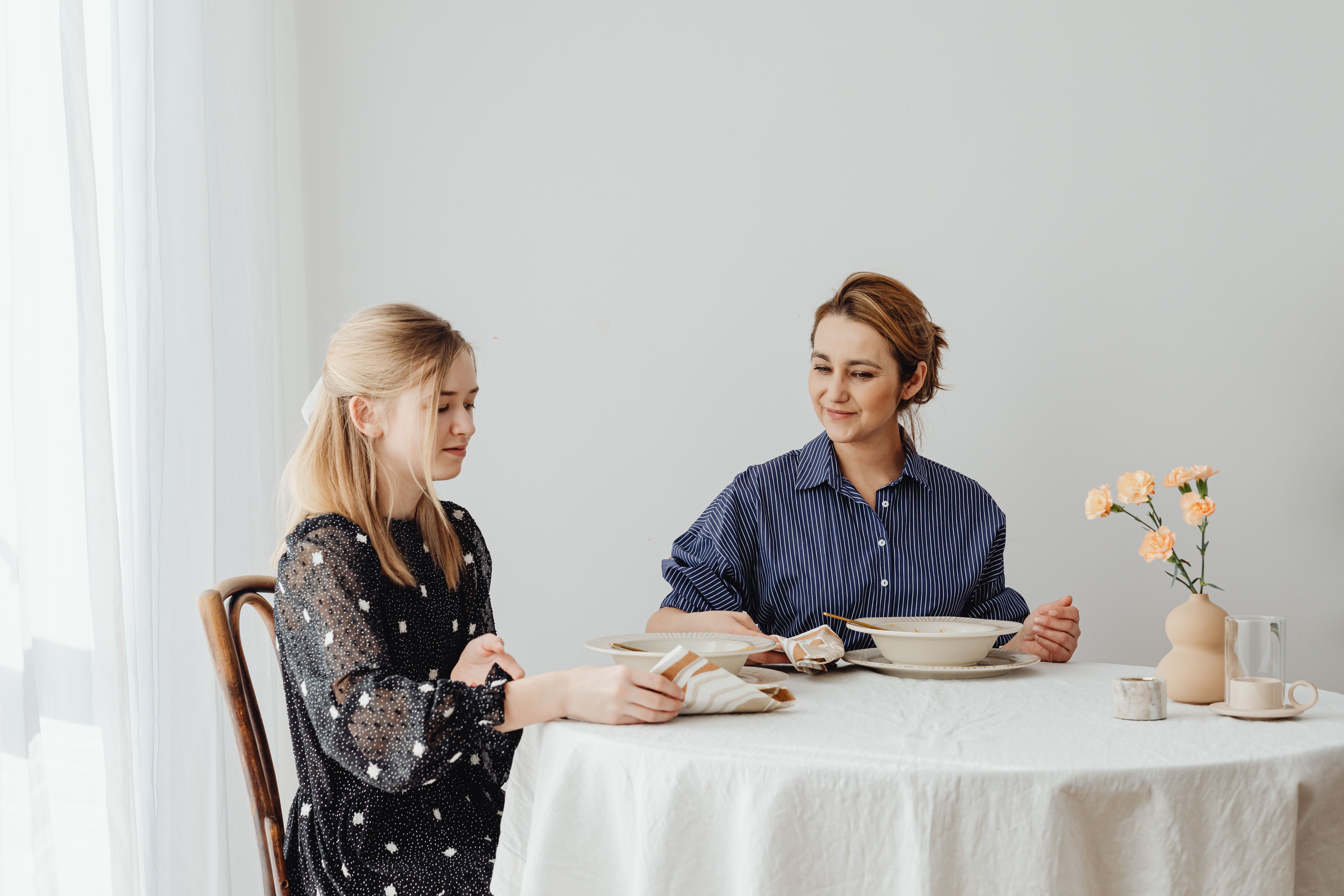 Women Eating in a Dining Area · Free Stock Photo