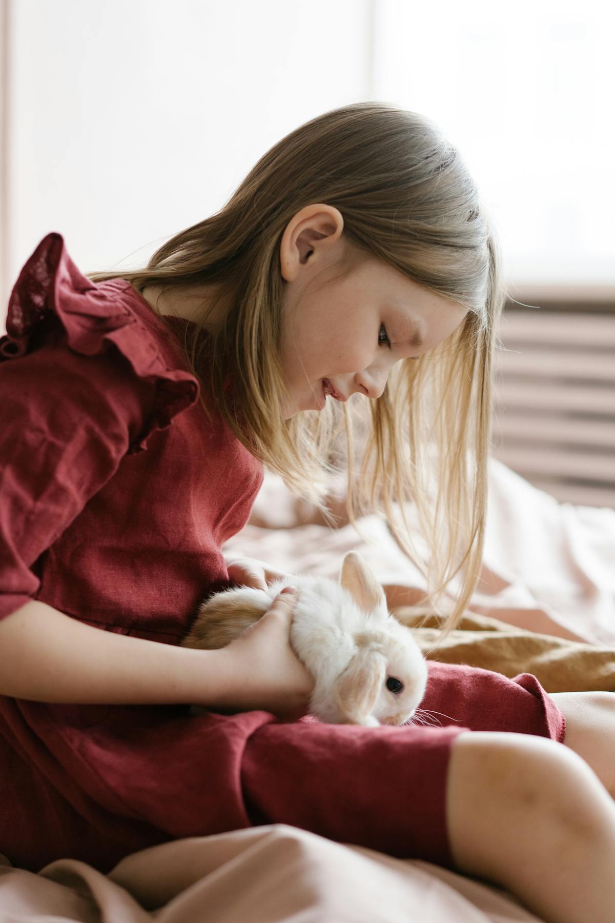 Kind Girl Photos, Download The BEST Free Kind Girl Stock Photos & HD Images