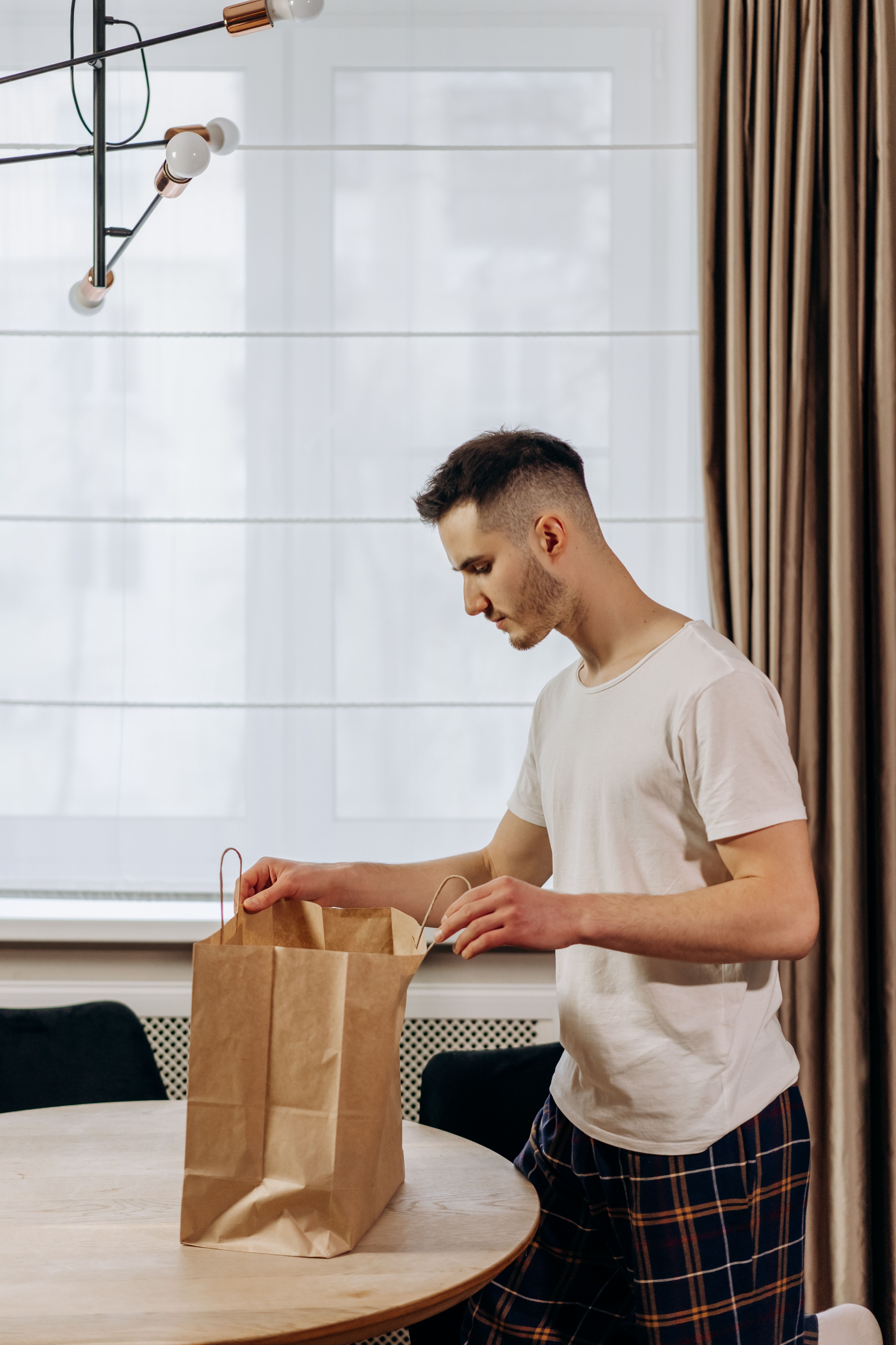 Paper Bag Delivery Photos, Download The BEST Free Paper Bag Delivery ...