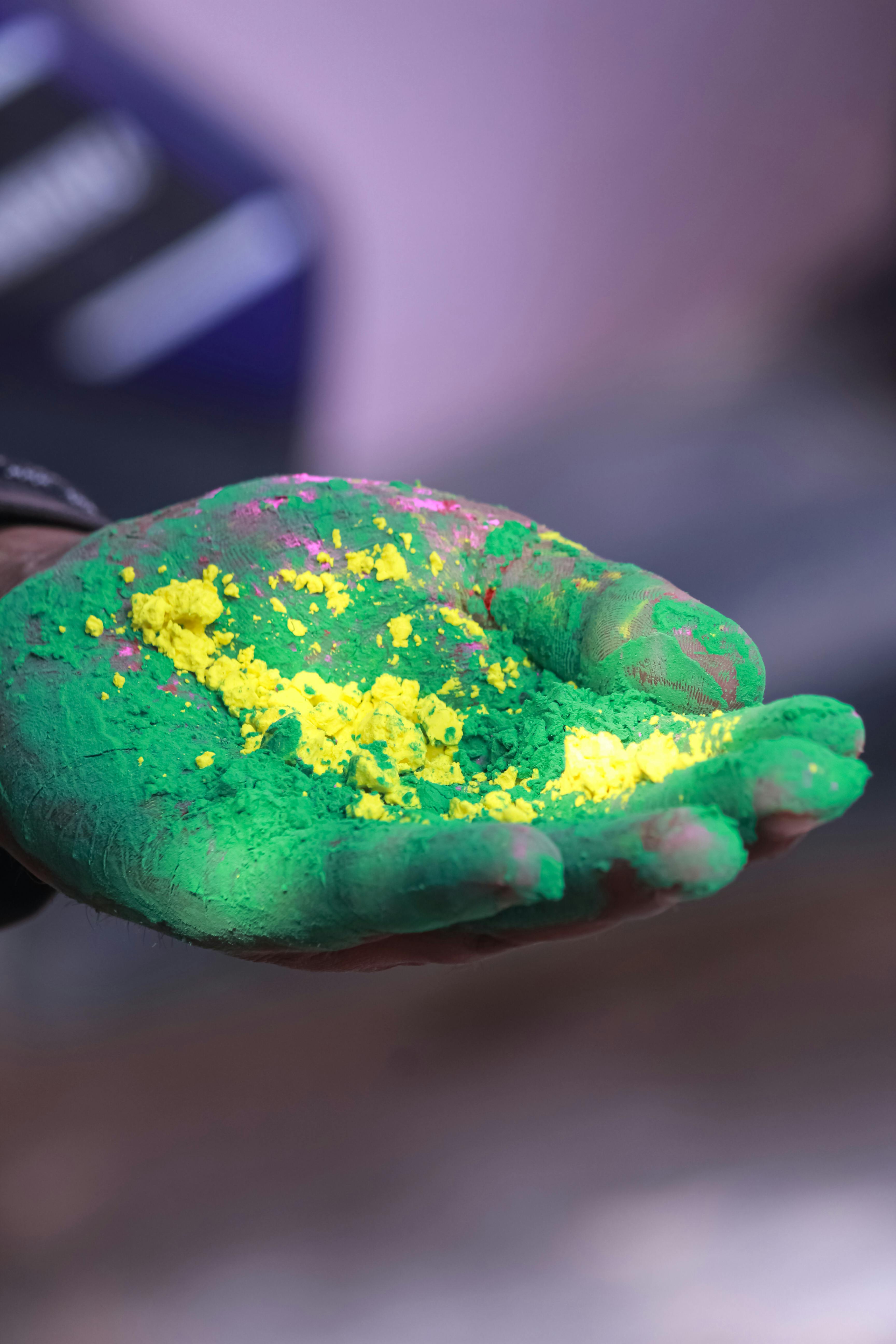 Close-Up Shot of Holi Powder on a Bowl · Free Stock Photo