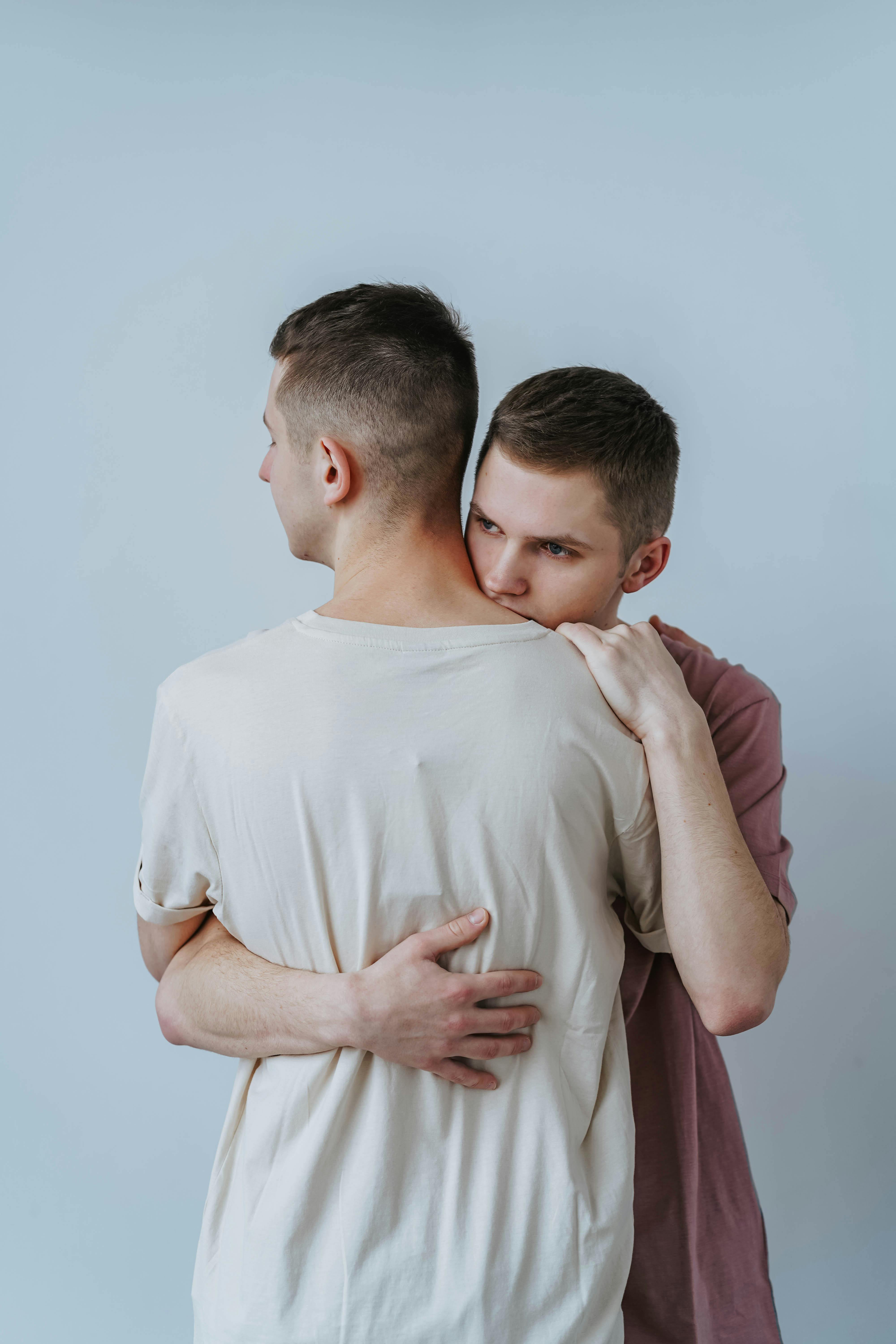 Man Hugging Woman · Free Stock Photo