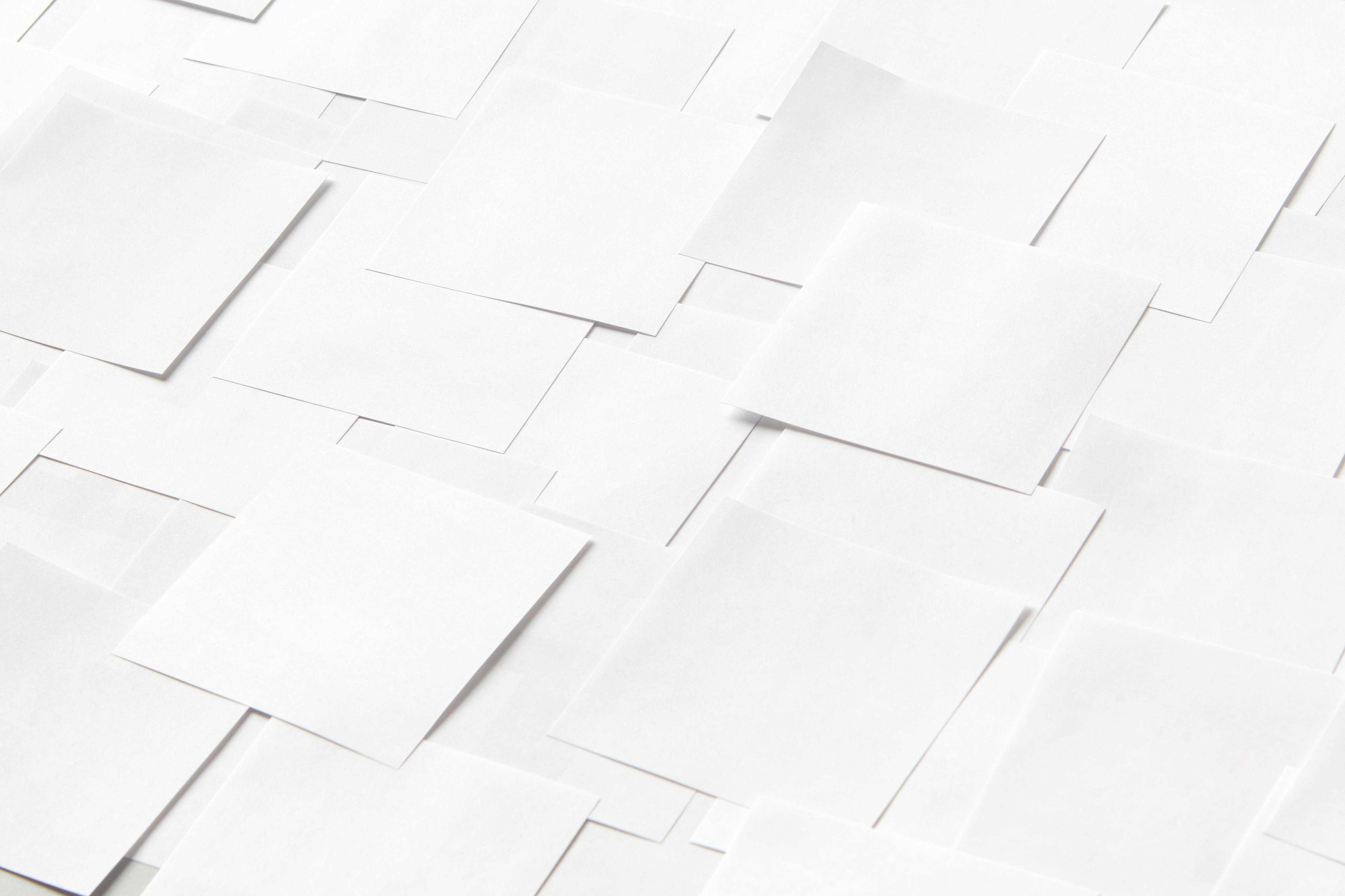 Blank White Papers · Free Stock Photo