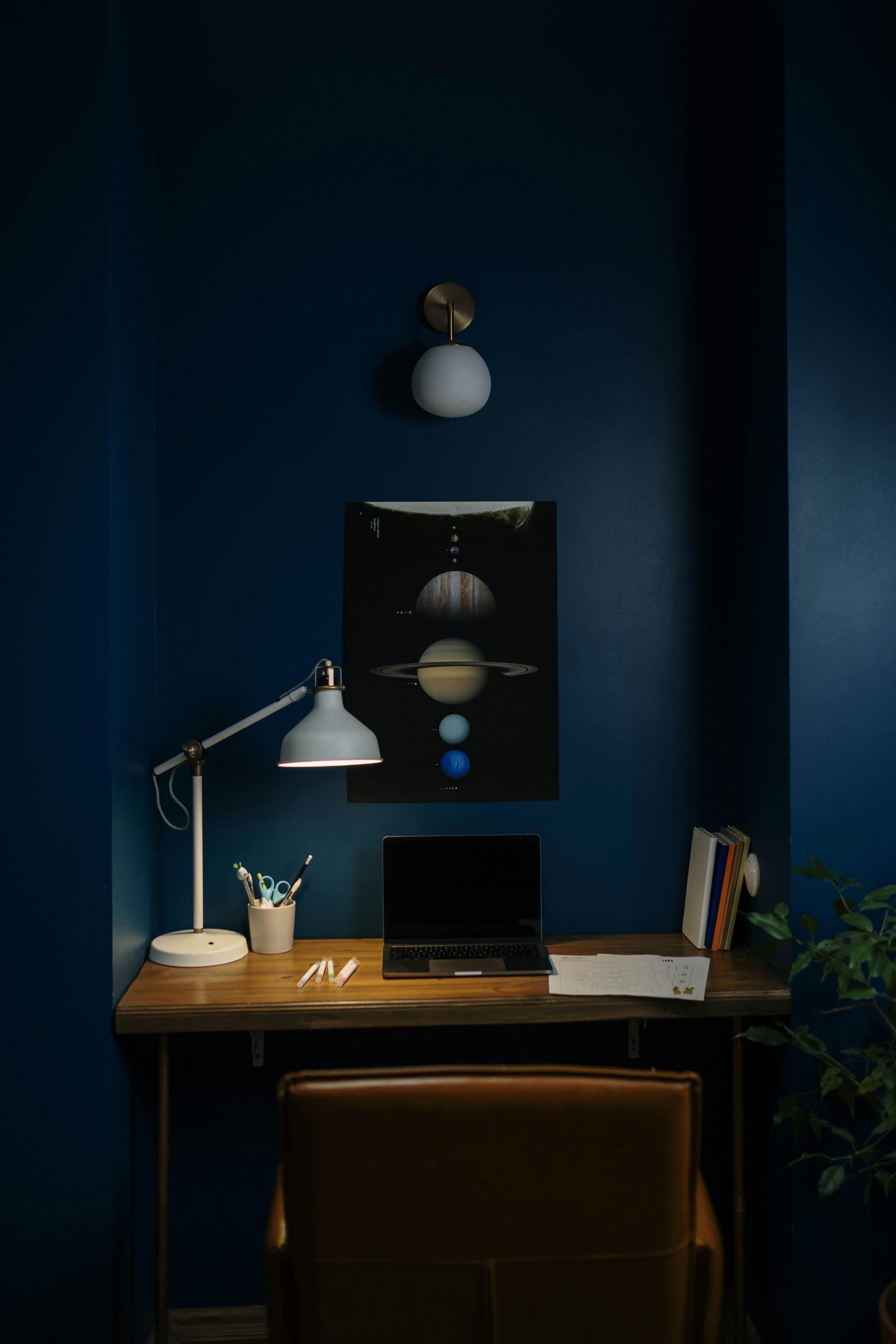 Empty Desk at Office · Free Stock Photo