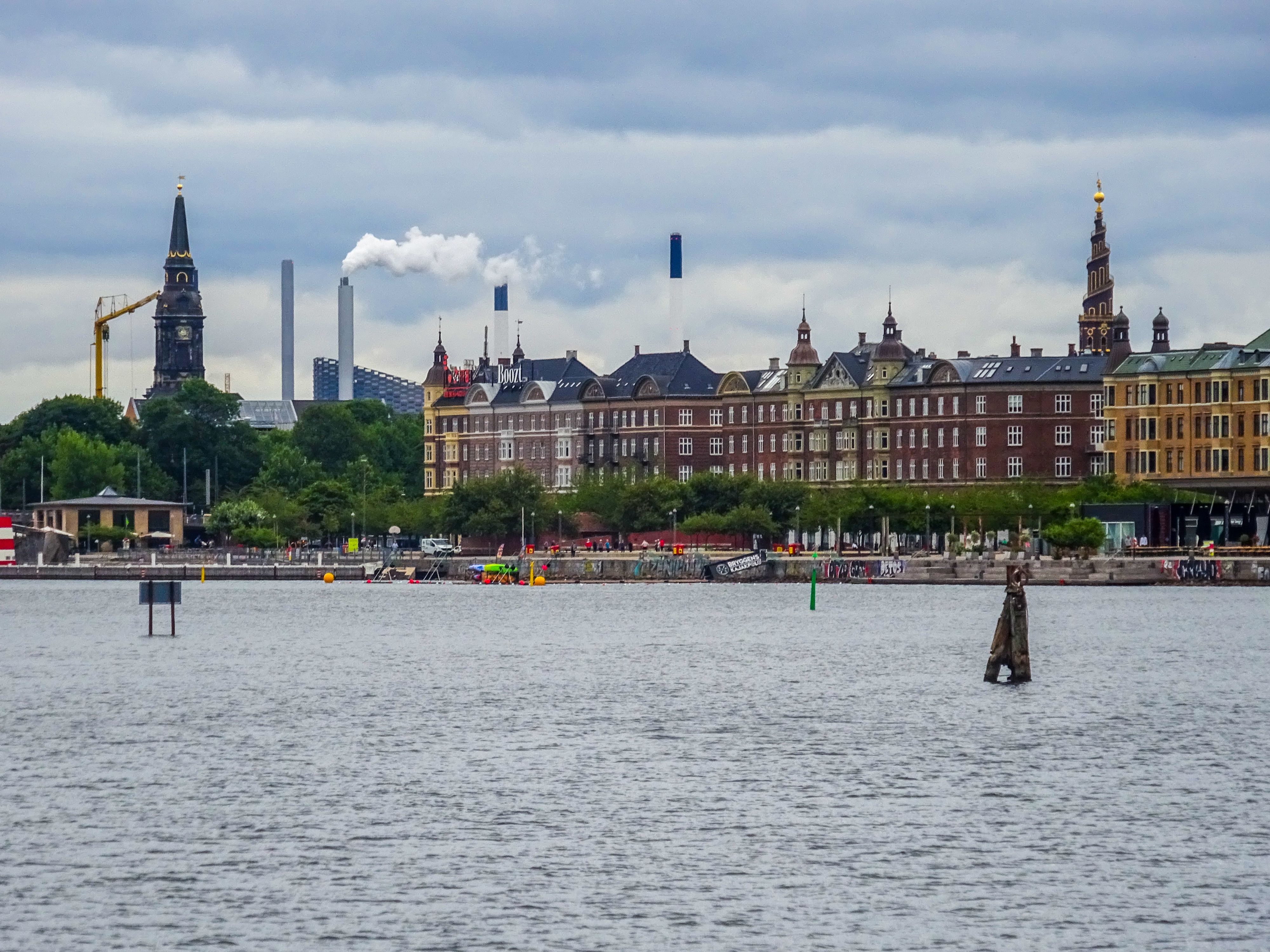 Row Of Buildings Photos, Download The BEST Free Row Of Buildings Stock ...