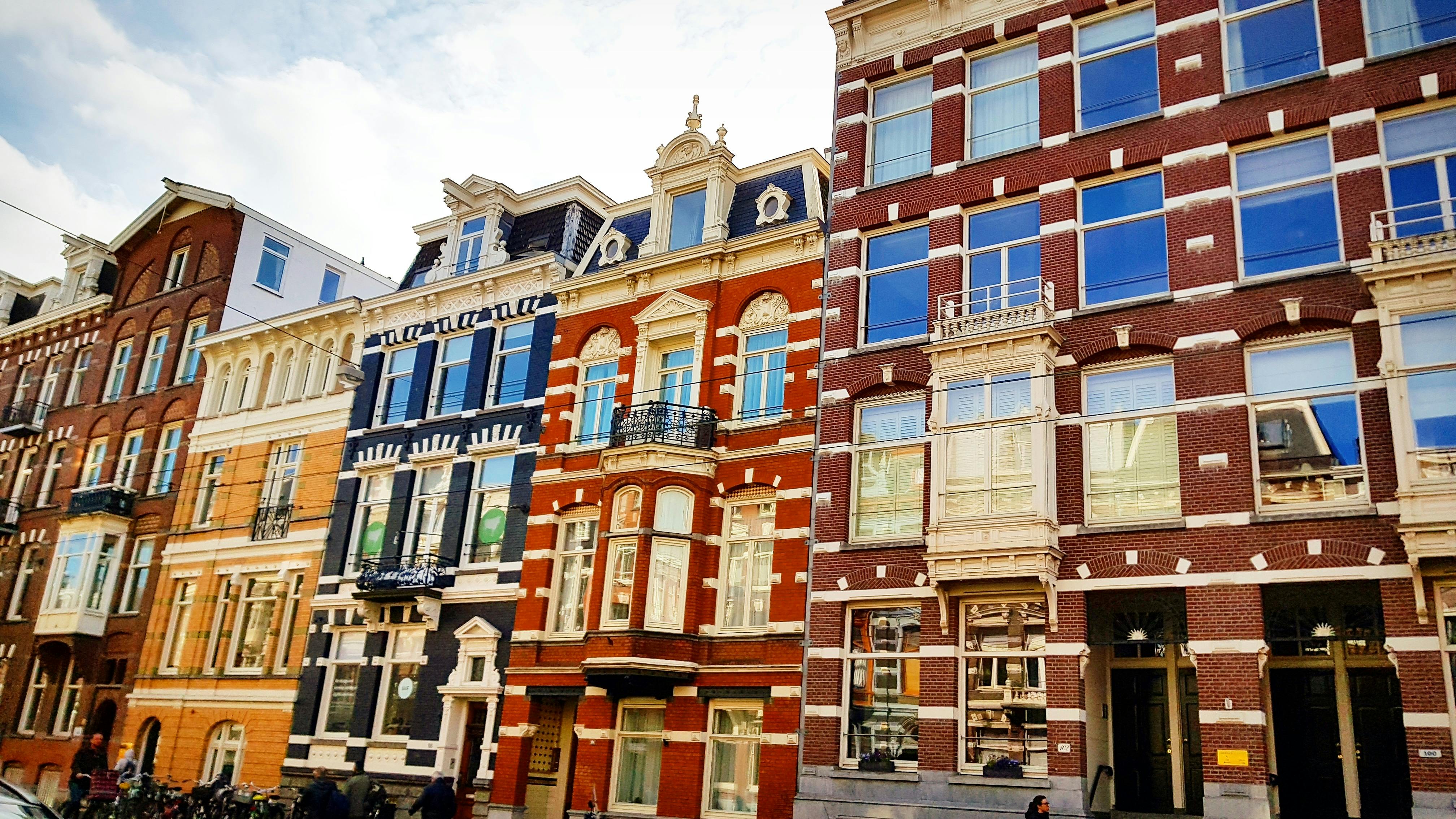 Architecture 15 Photos & Videos Collected by Joe Curry