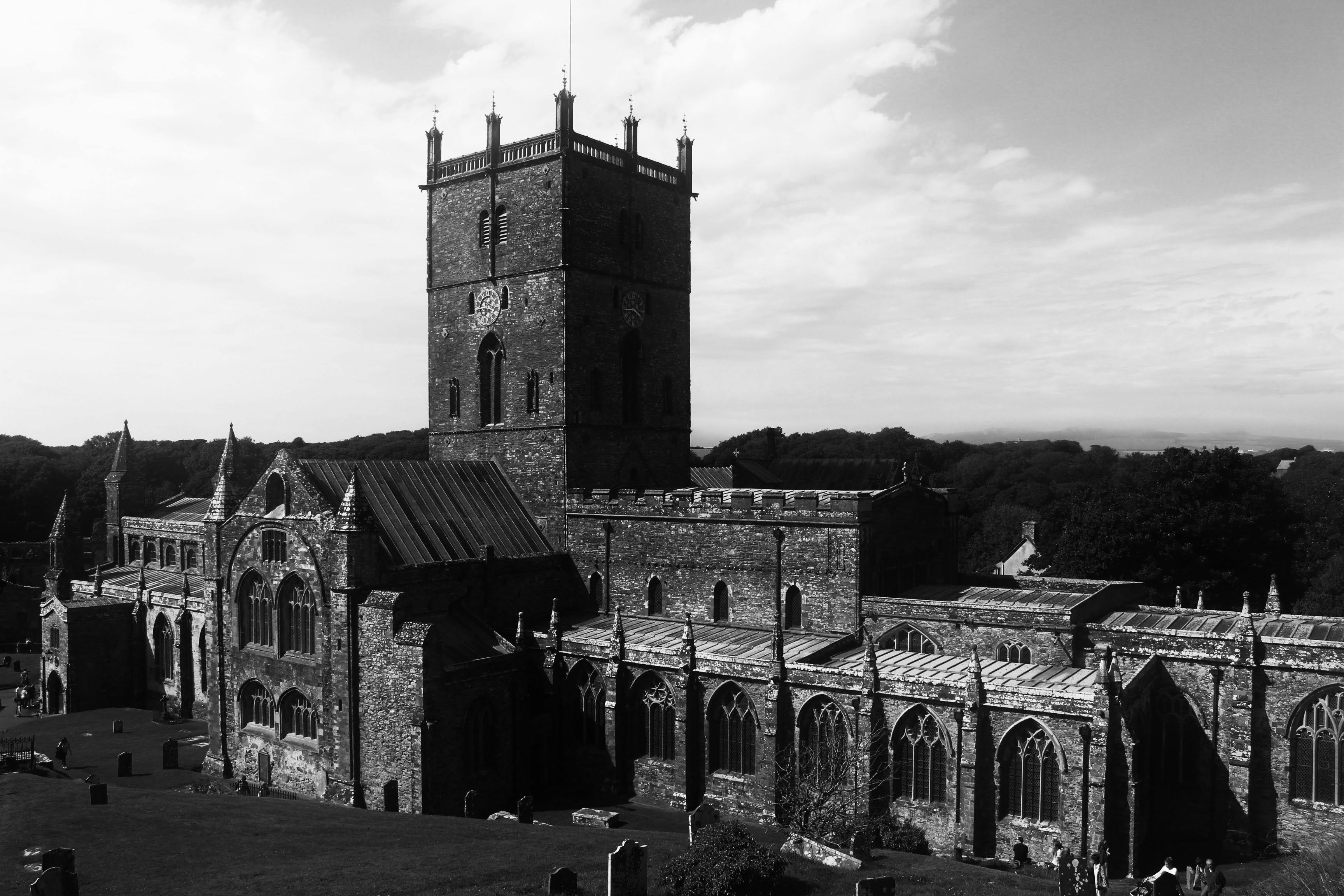 Architecture 15 Photos & Videos Collected by Joe Curry