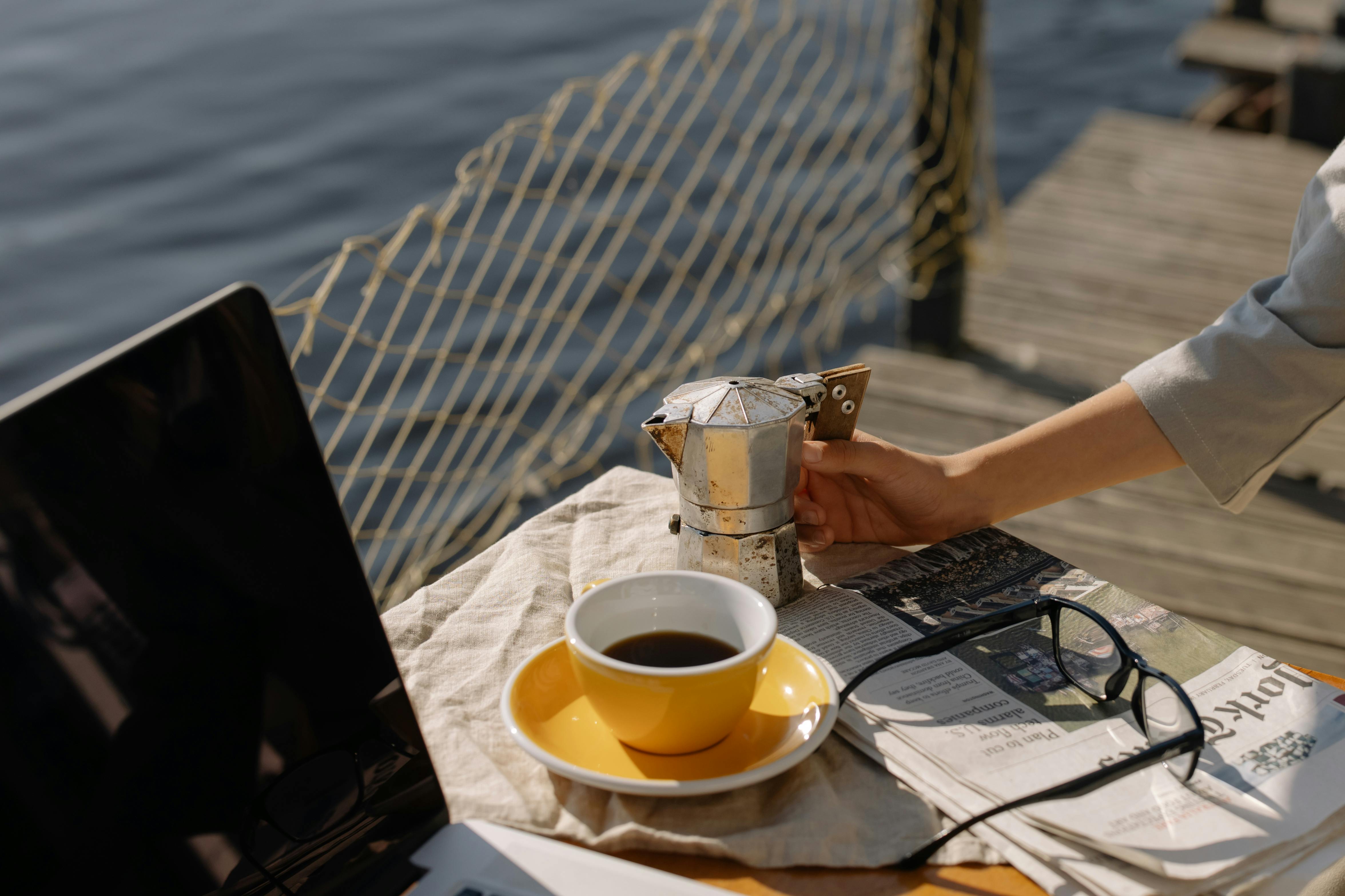 Workcation Photos, Download The BEST Free Workcation Stock Photos & HD ...