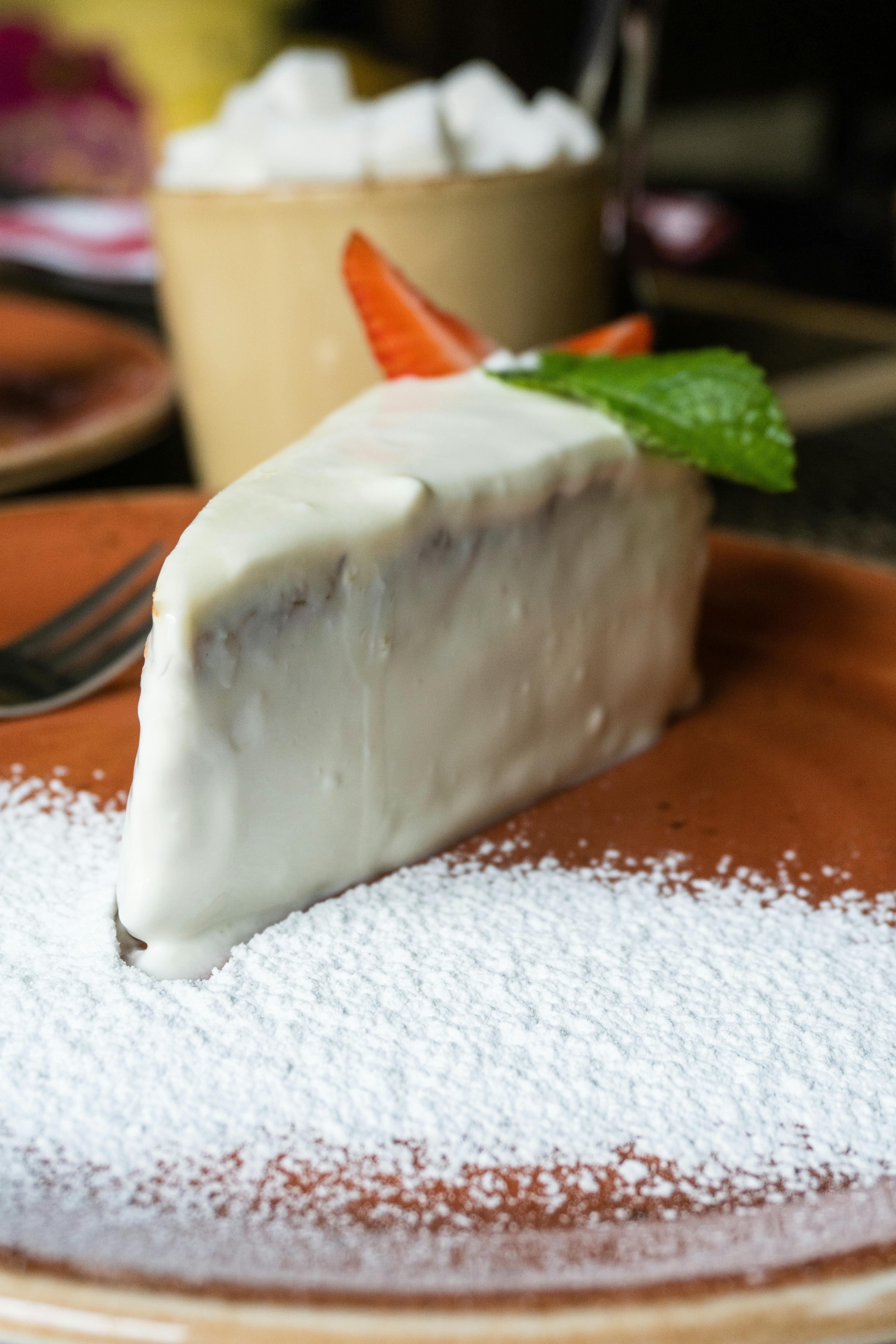 Sliced Graham Cake · Free Stock Photo