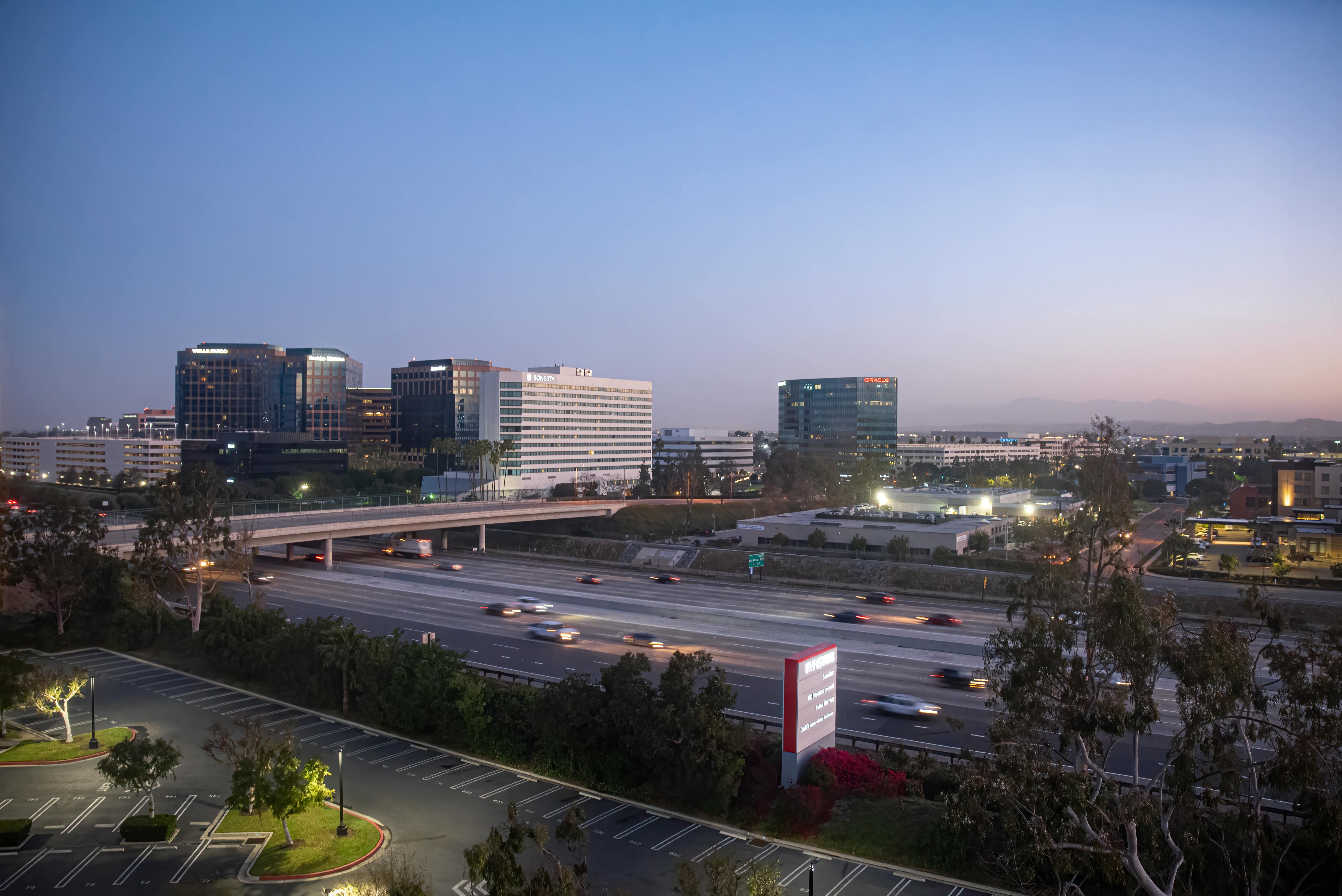 10 Expert Tips for a Hassle-Free Phoenix Airport Shuttle Experience