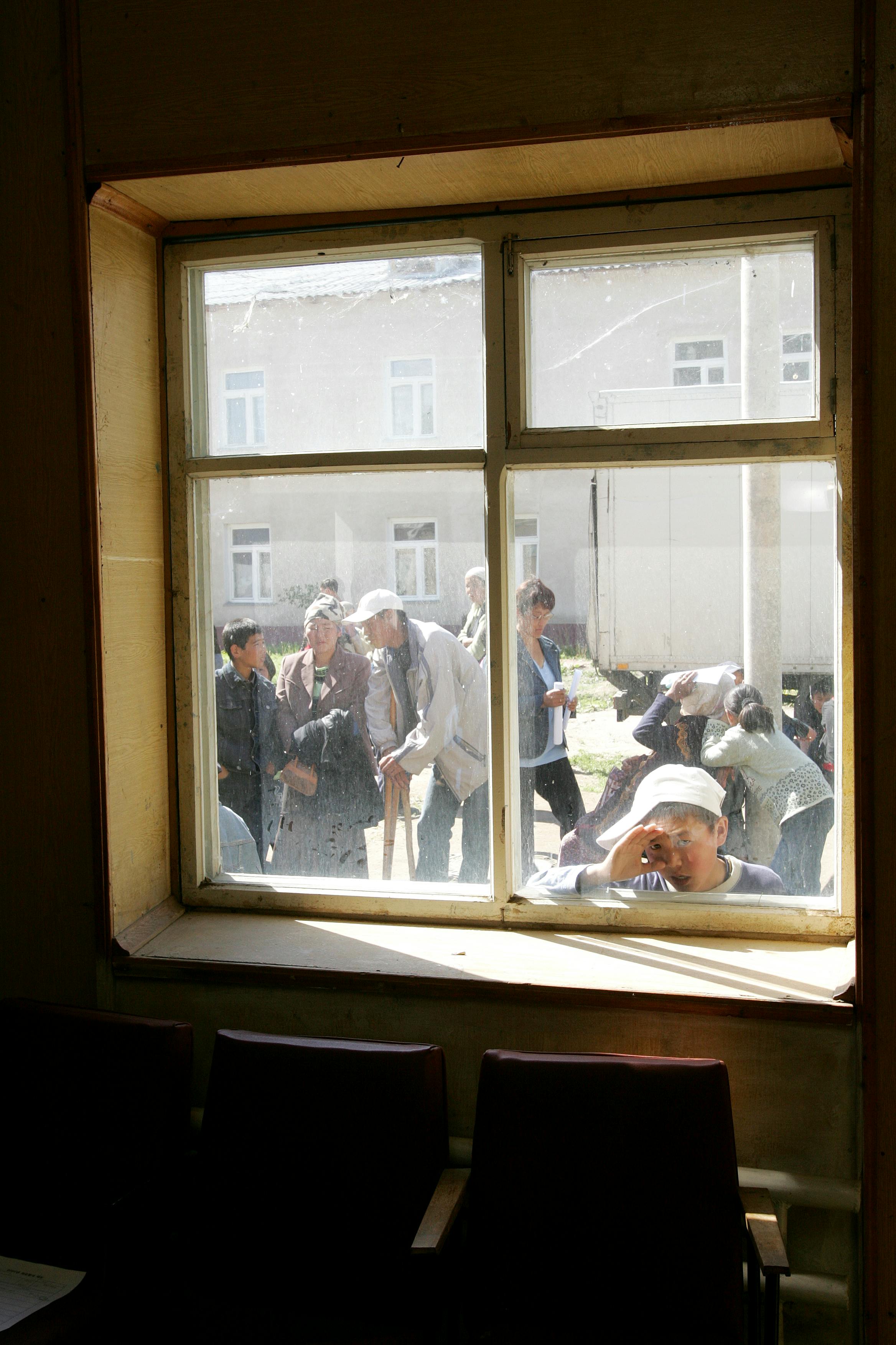 Person Opening The Windows Photos, Download The BEST Free Person ...