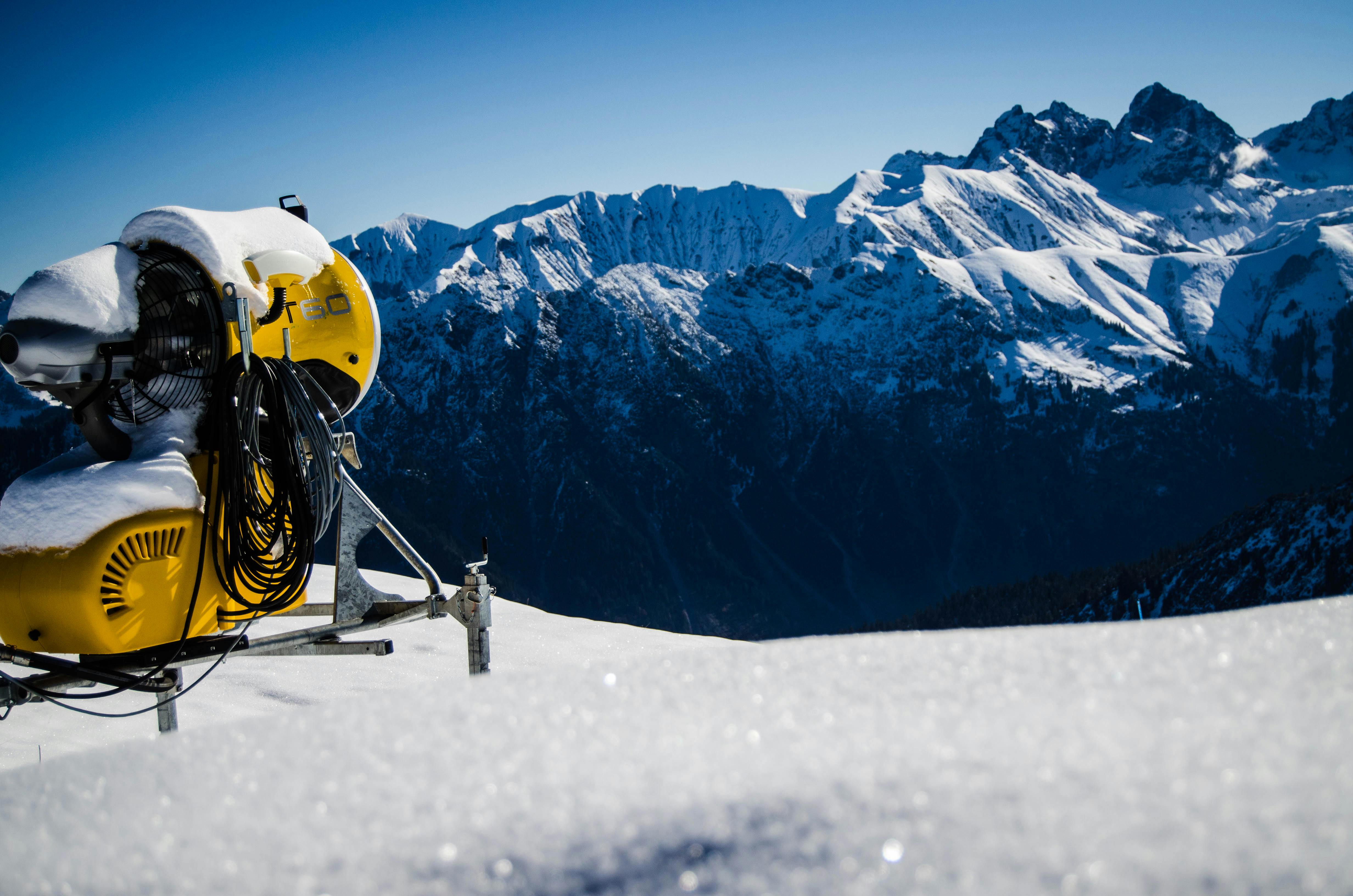 Machine On Snowy Mountain · Free Stock Photo