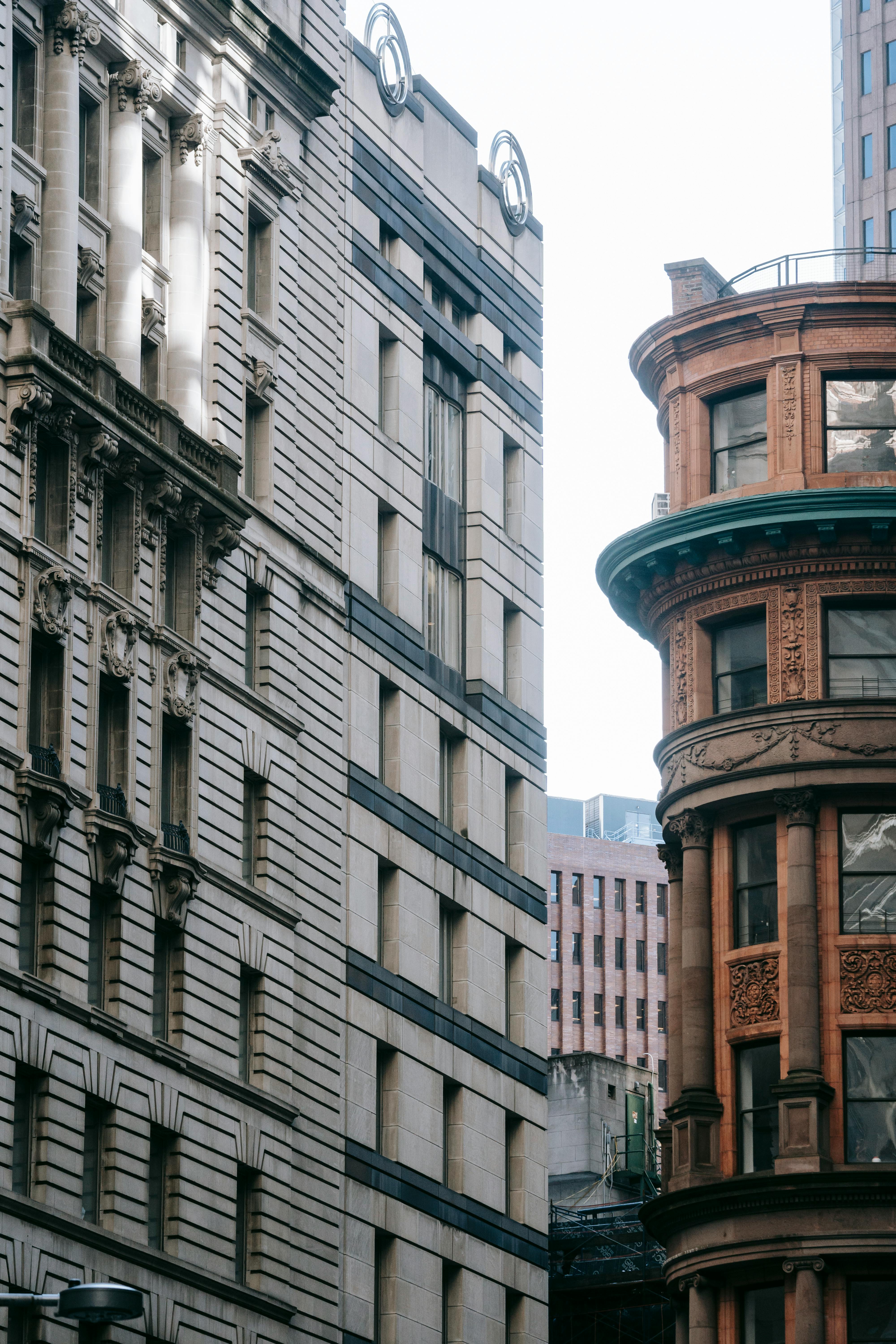Classic architecture of urban buildings · Free Stock Photo