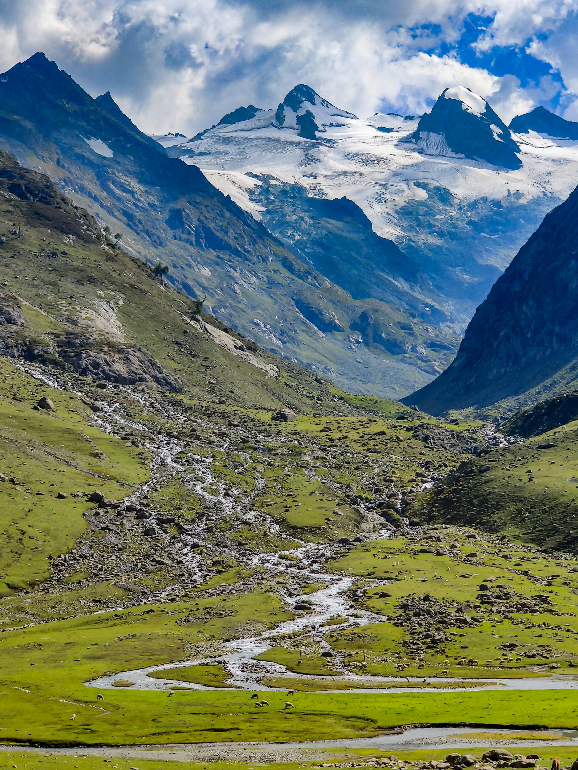 Beautiful Landscape of a Valley and Mountains · Free Stock Photo