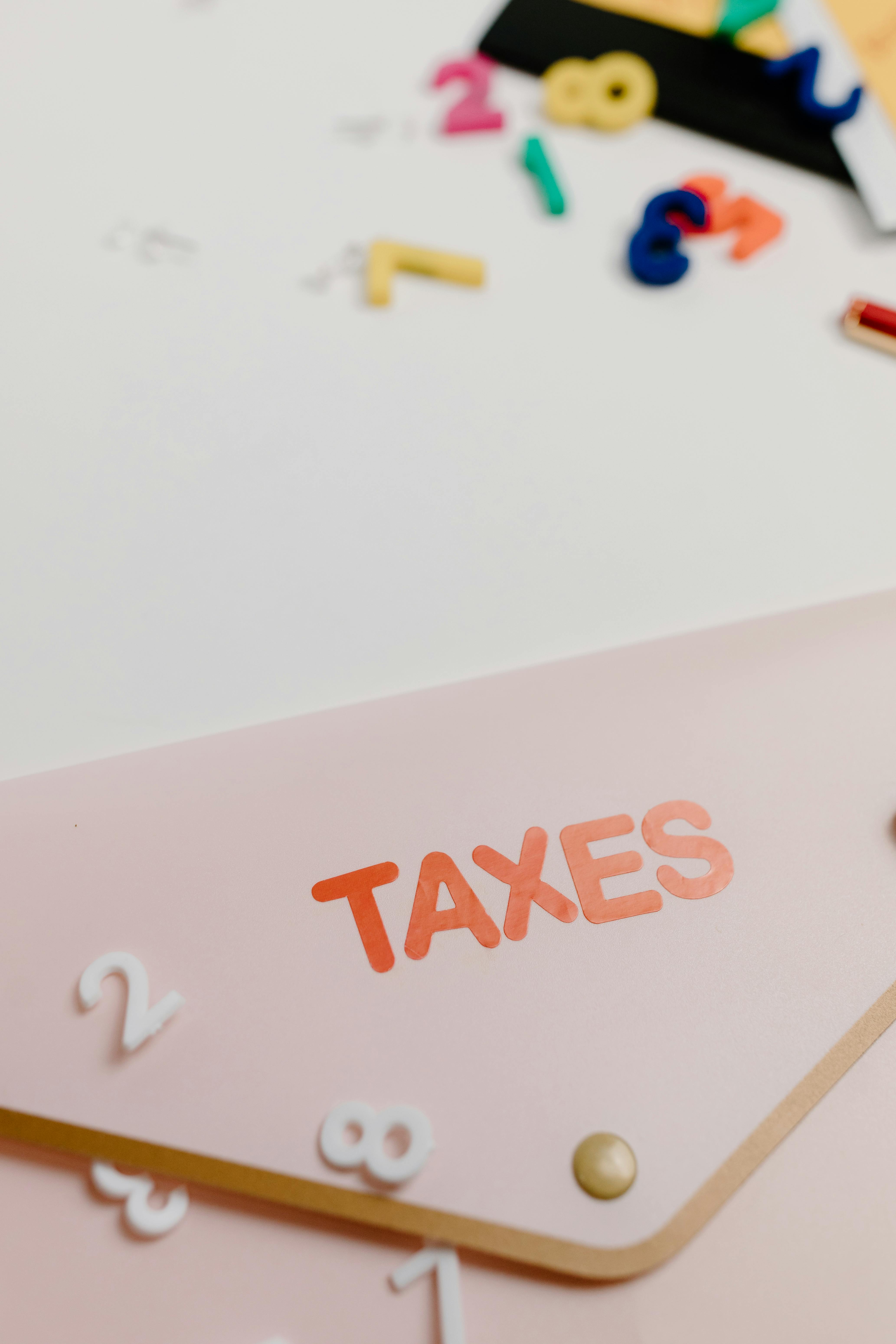 White Envelope on the Table · Free Stock Photo