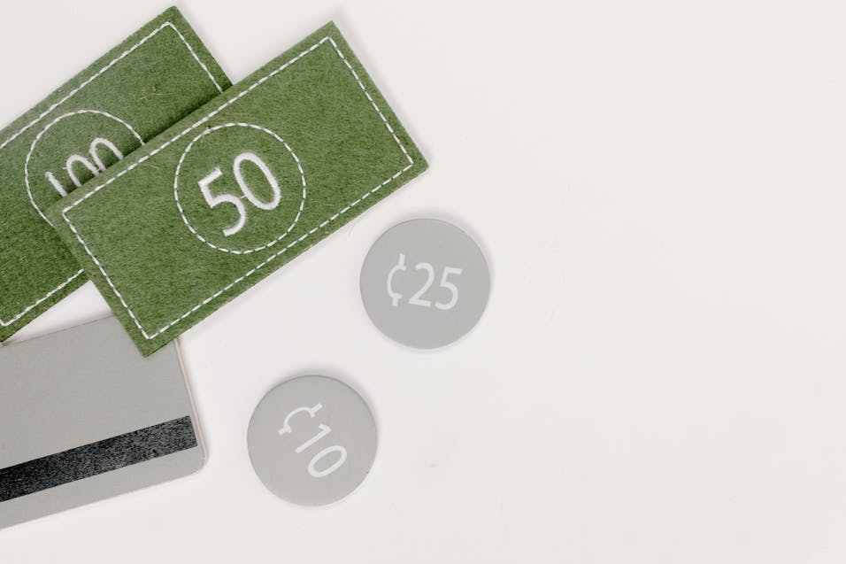 How to Check for Counterfeit Money: A Step-by-Step US Guide