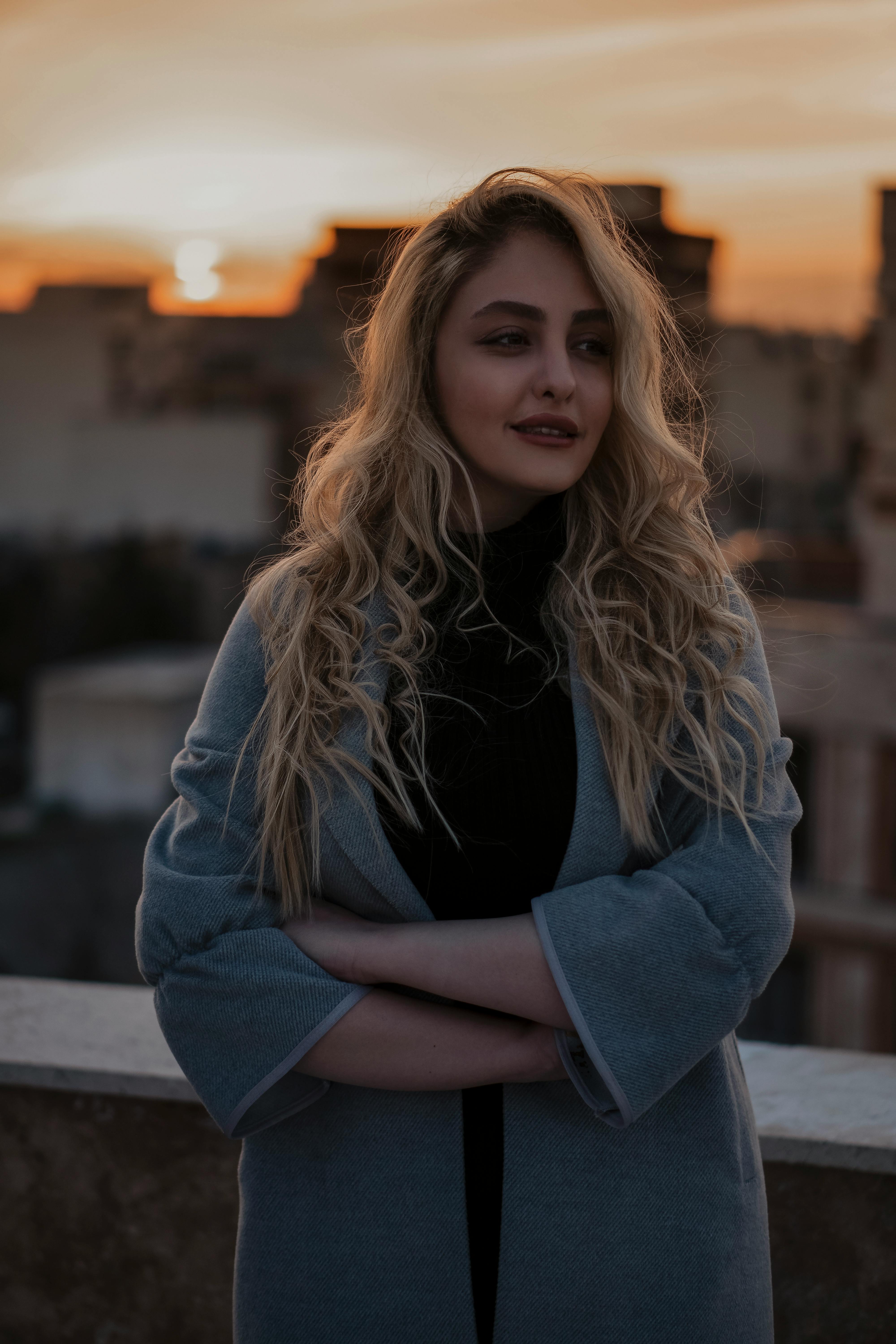 Side View of a Beautiful Blonde-Haired Woman · Free Stock Photo