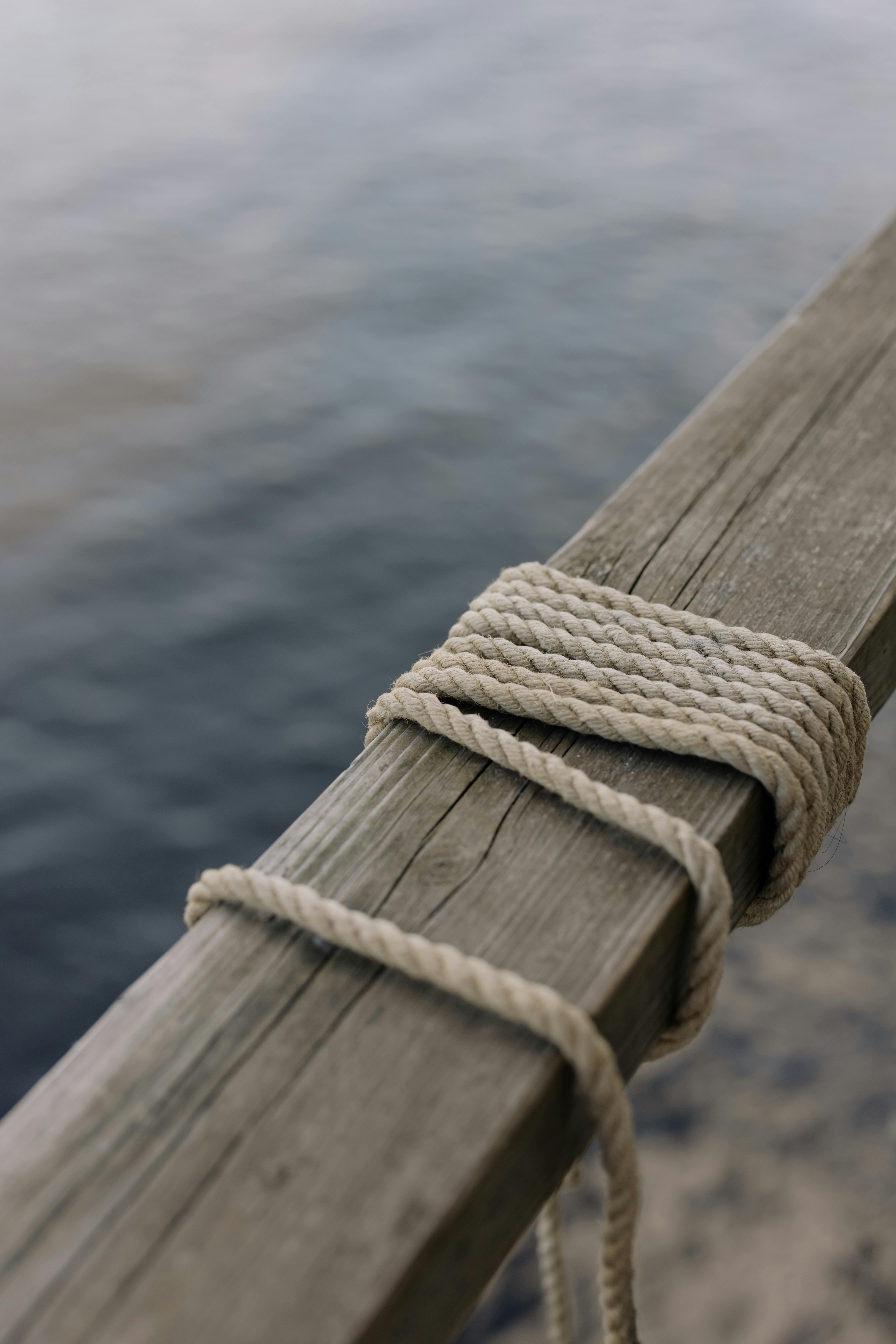 Gray Rope Tied on Rusty Post · Free Stock Photo