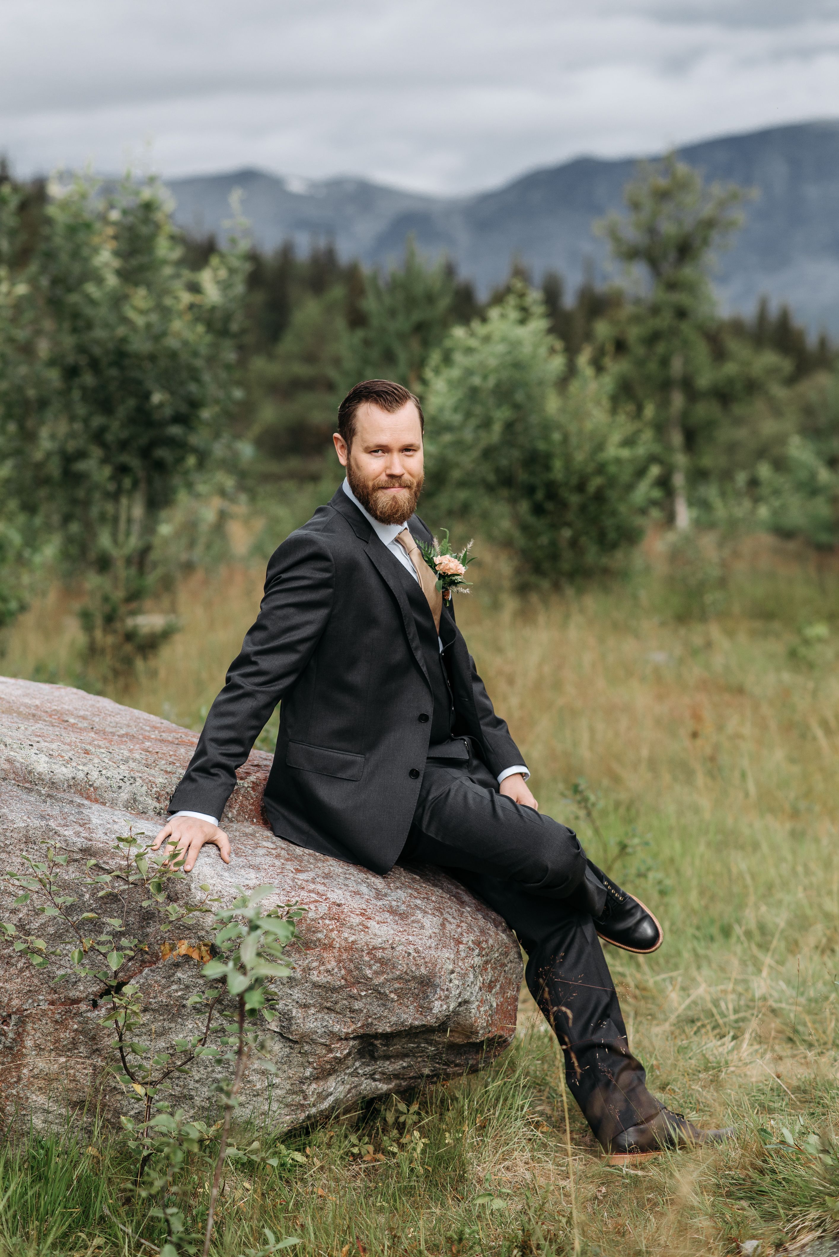Gentleman Poses Photos, Download The BEST Free Gentleman Poses Stock ...