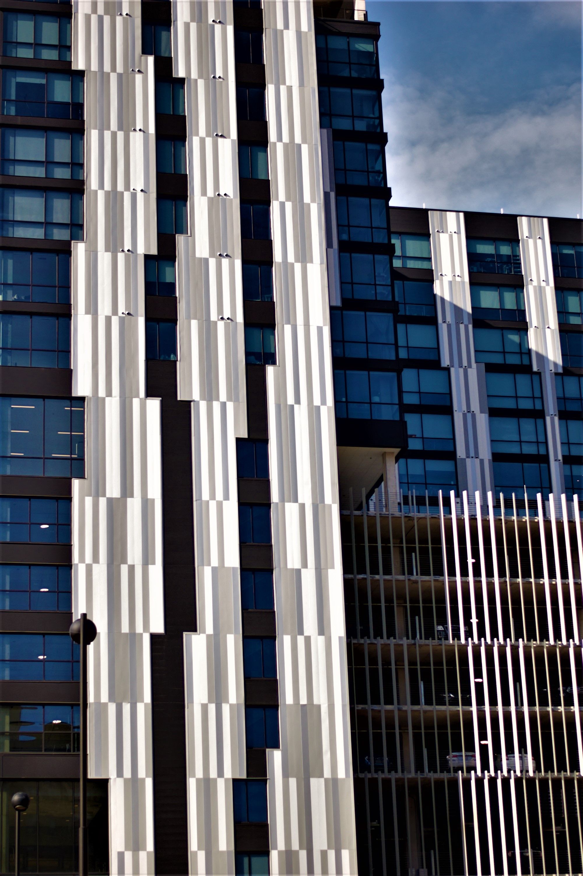 High-Rise Modern Building · Free Stock Photo