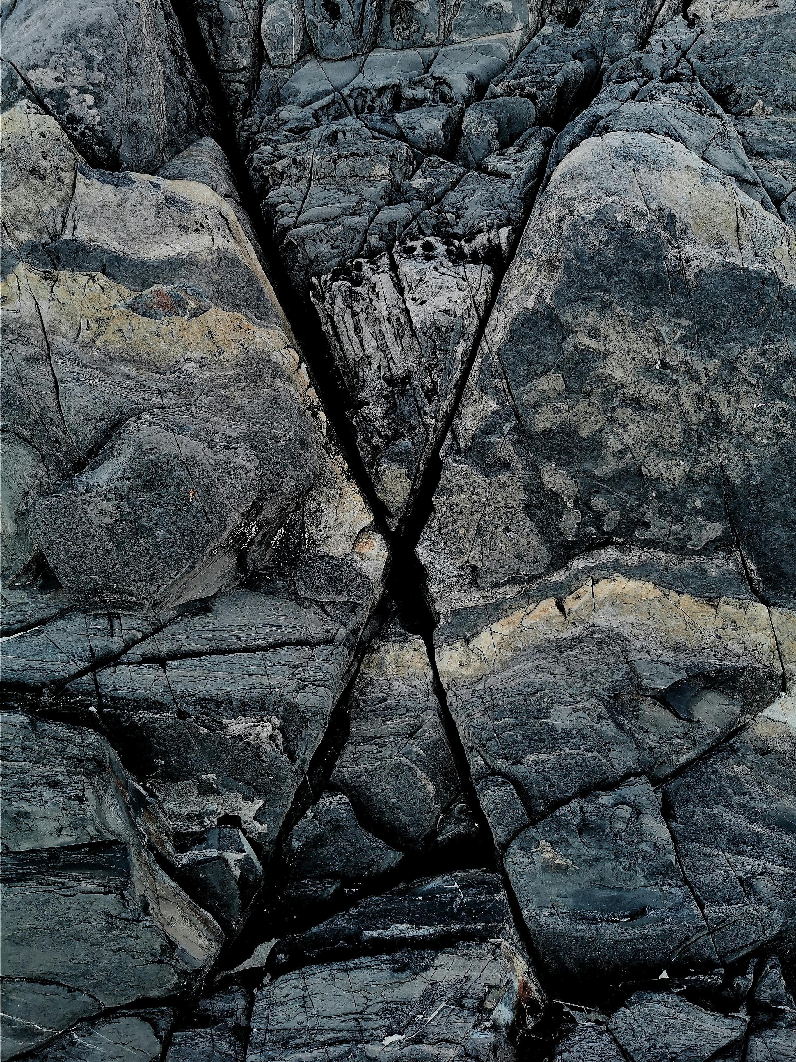 Big Cracks on Rock Formation · Free Stock Photo