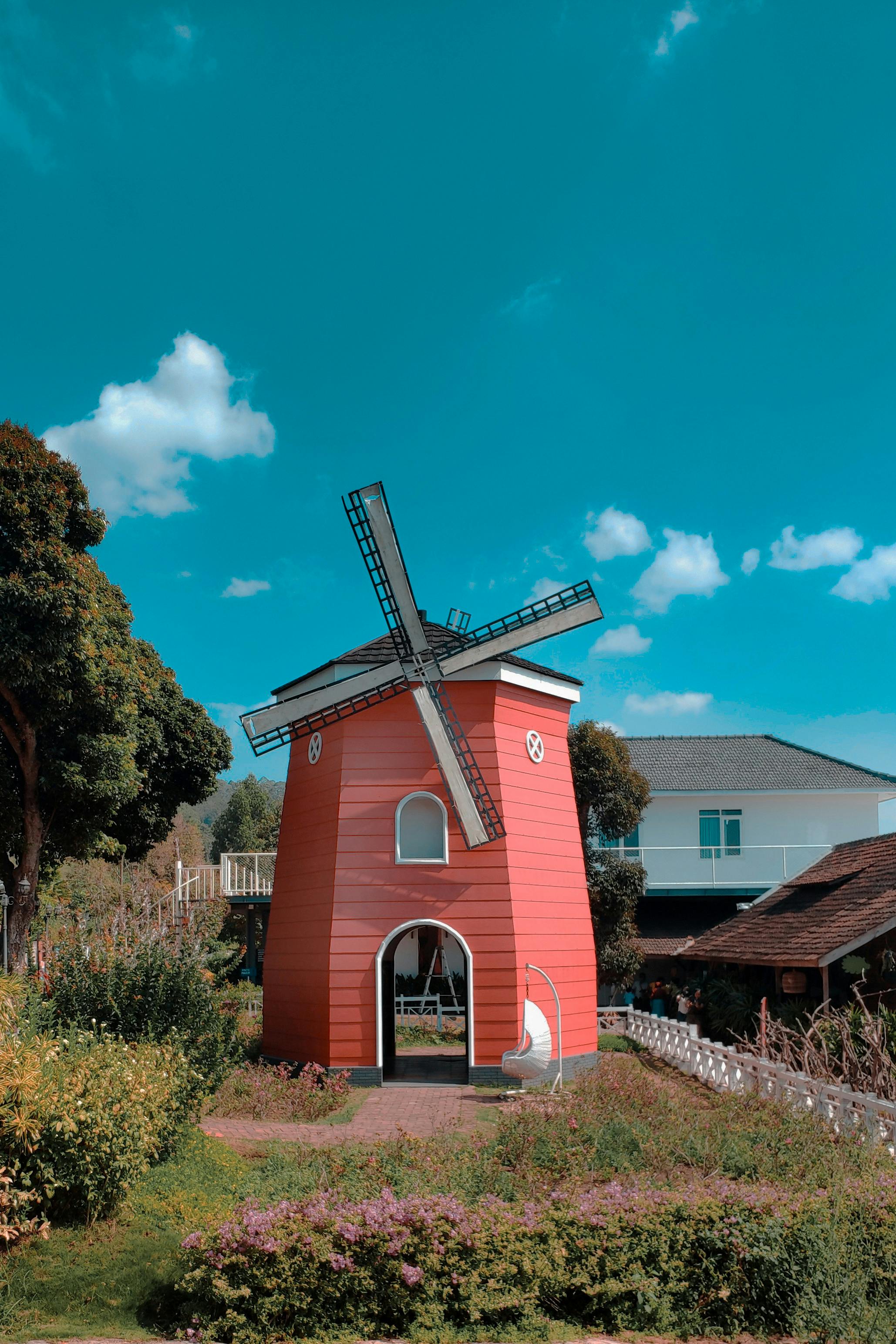 A Red Windmill at De Tjangkul · Free Stock Photo