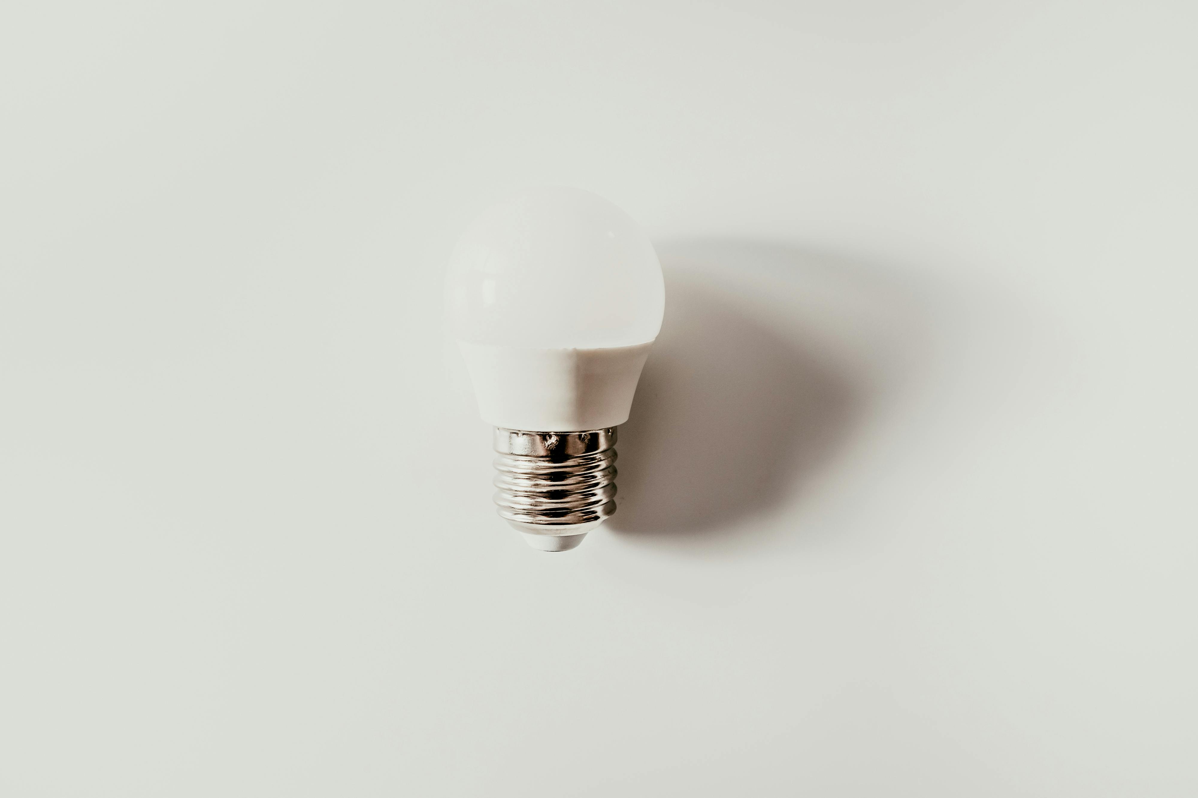 Light bulb with rusty surface in daytime · Free Stock Photo