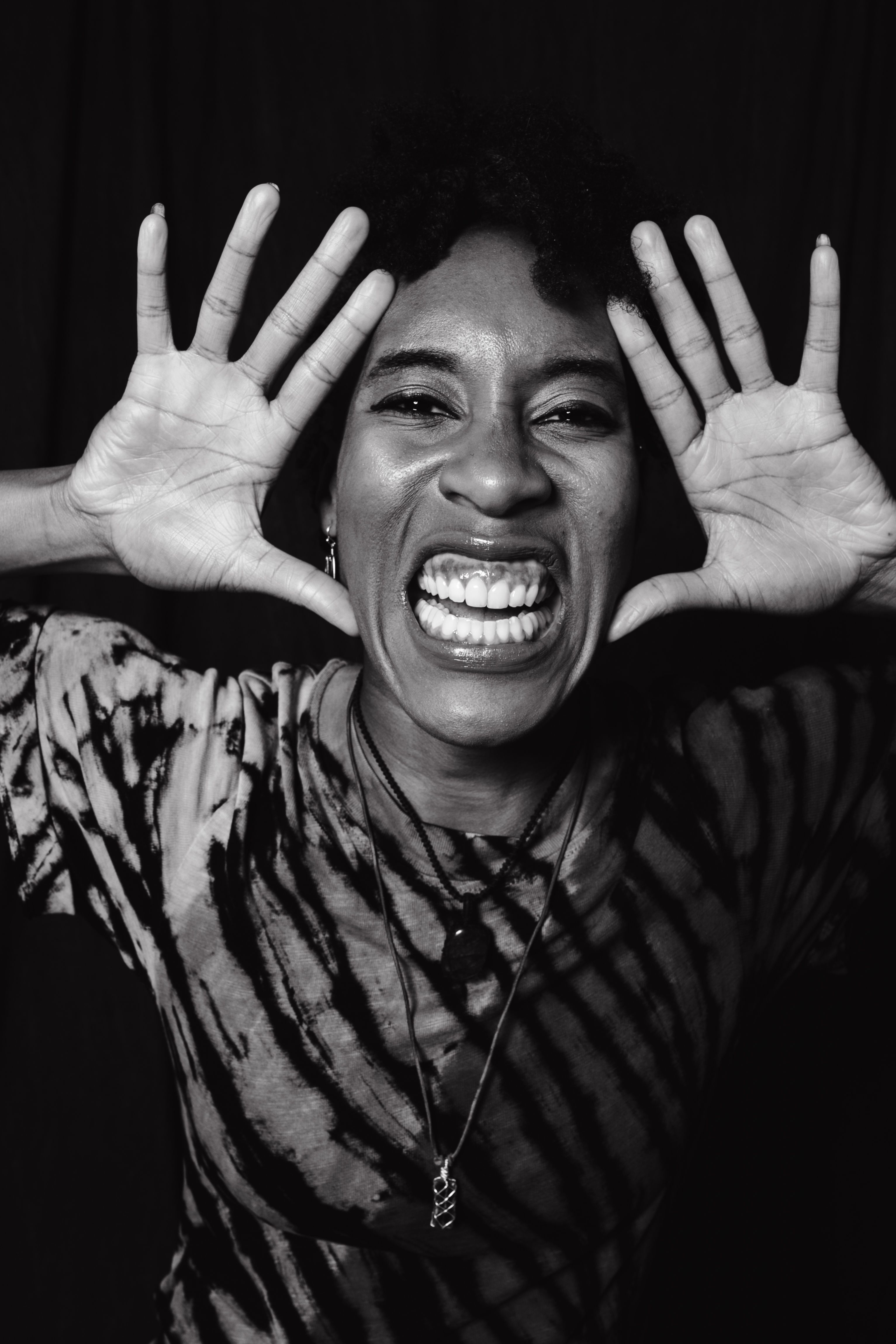 Woman Showing Teeth Photos, Download The BEST Free Woman Showing Teeth ...